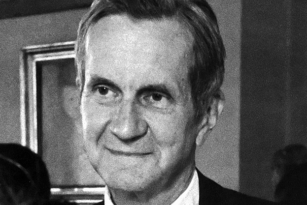 Oglesby Paul — Harvard Gazette