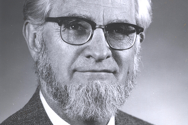 Lunt, scholar of Slavic languages and literatures, dies at 91 — Harvard ...