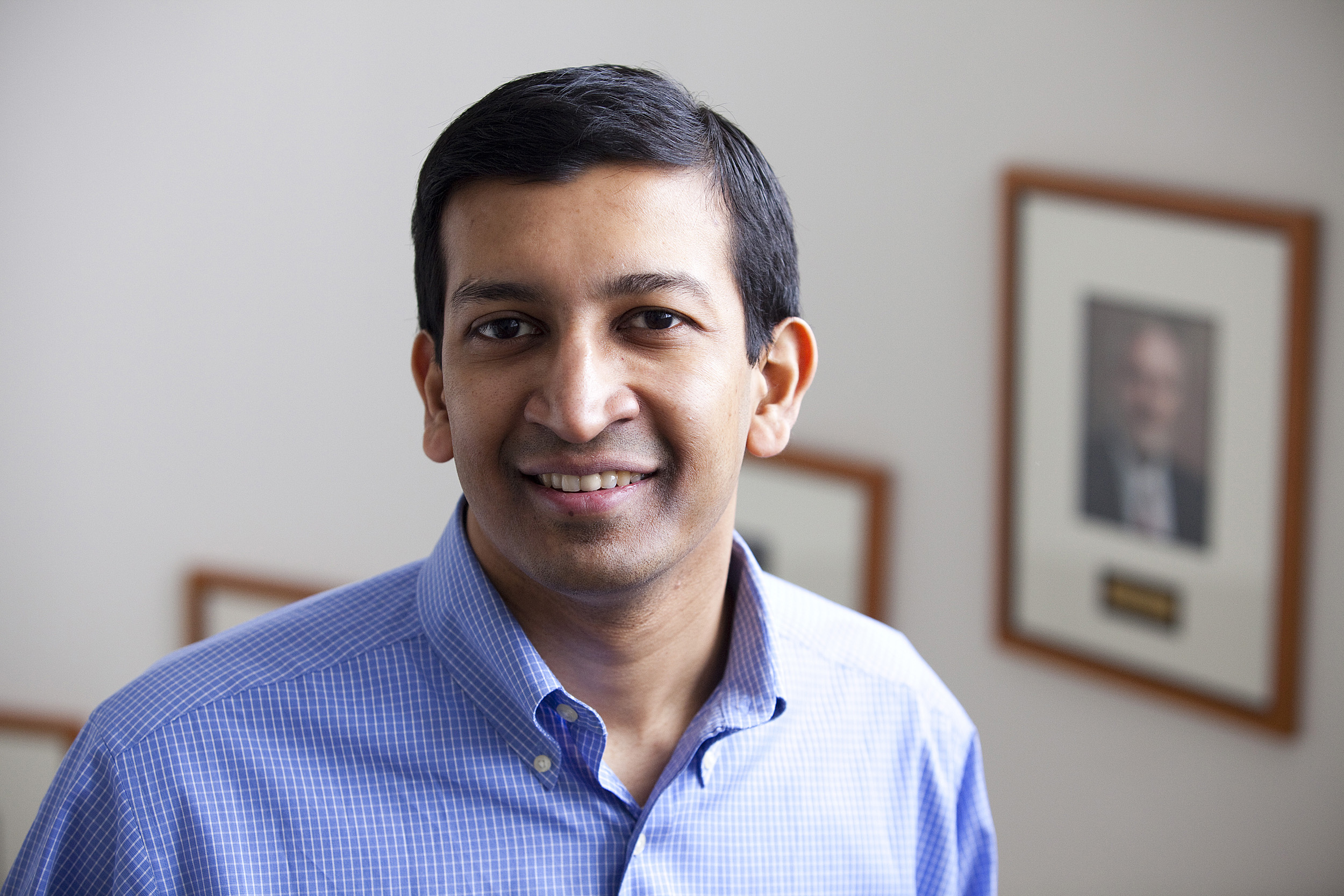 Economics professor Raj Chetty named AAPSS fellow — Harvard Gazette