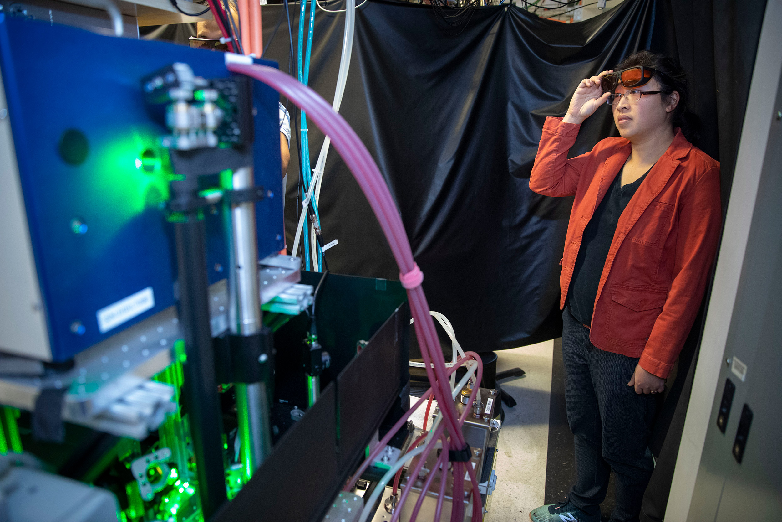 Harvard team uses laser to cool polyatomic molecule — Harvard Gazette