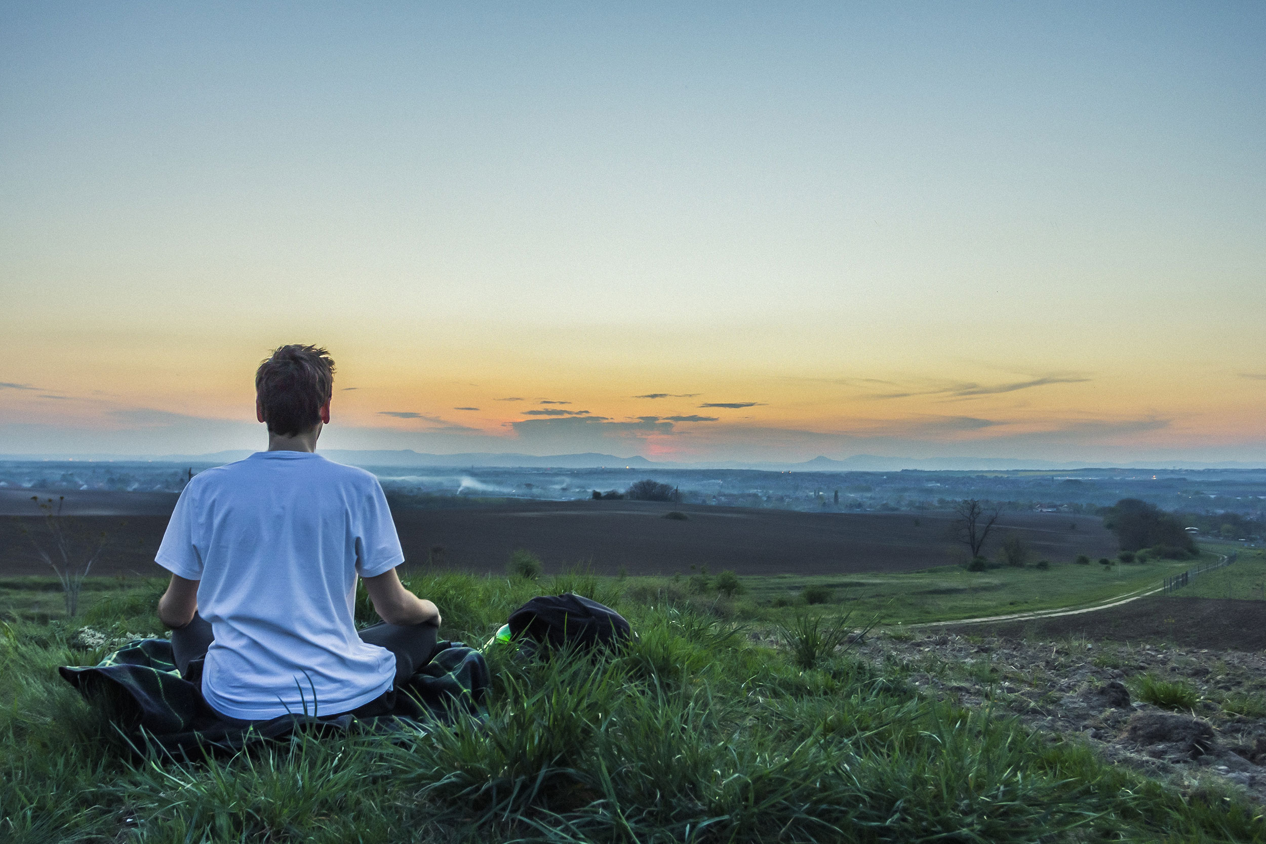 Less stress, clearer thoughts with mindfulness meditation — Harvard Gazette