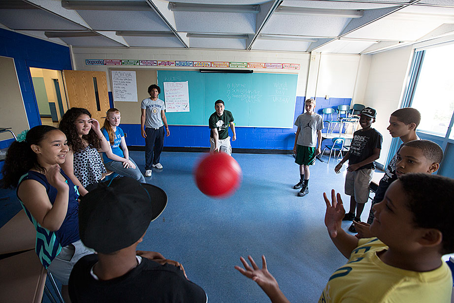 Classrooms without walls — Harvard Gazette