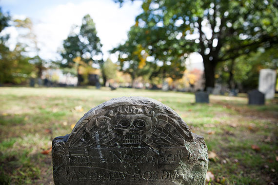 Amid the Old Burying Ground — Harvard Gazette