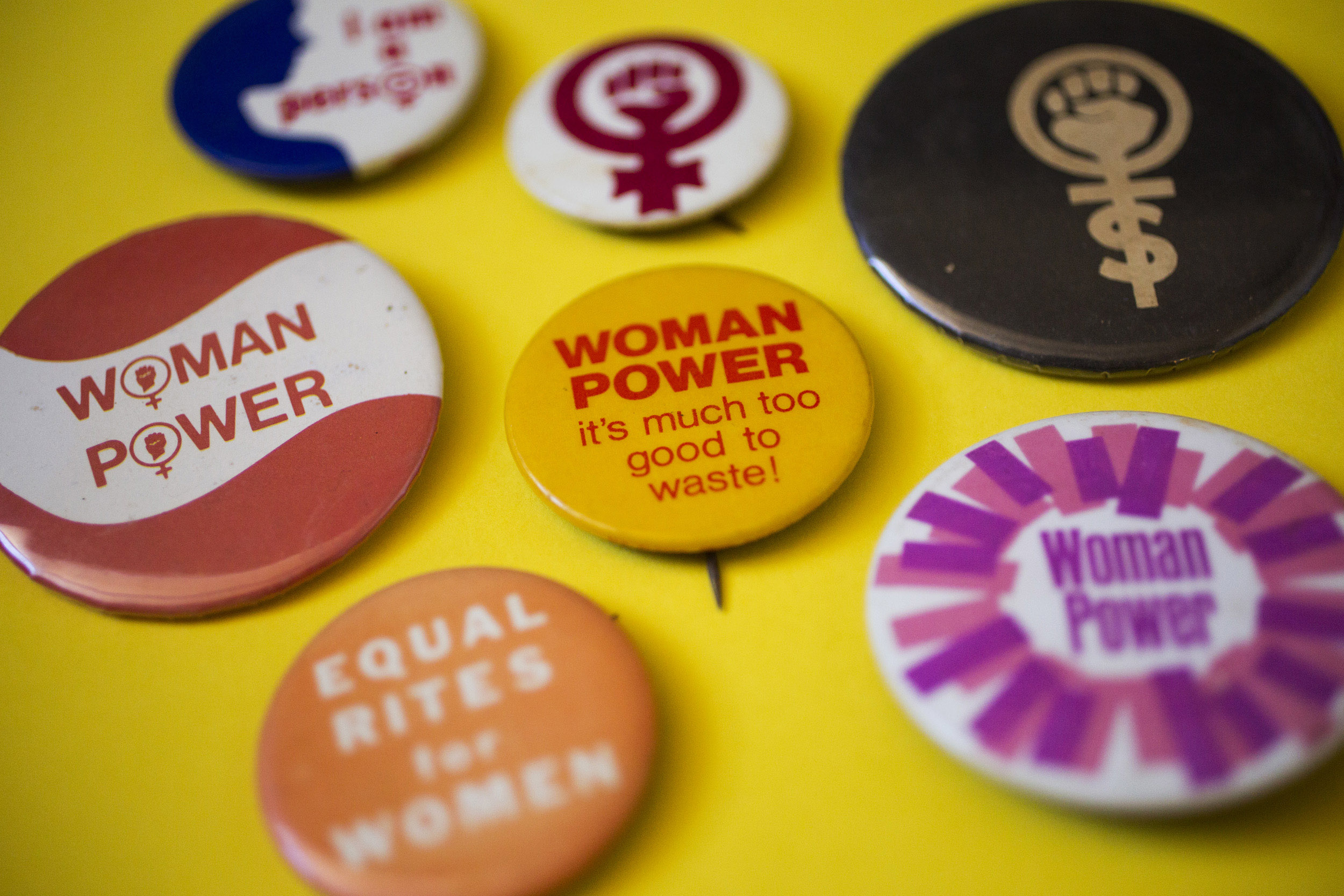 Pinning their hopes on buttons — Harvard Gazette