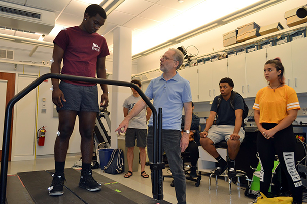 Daniel Lieberman busts exercising myths — Harvard Gazette