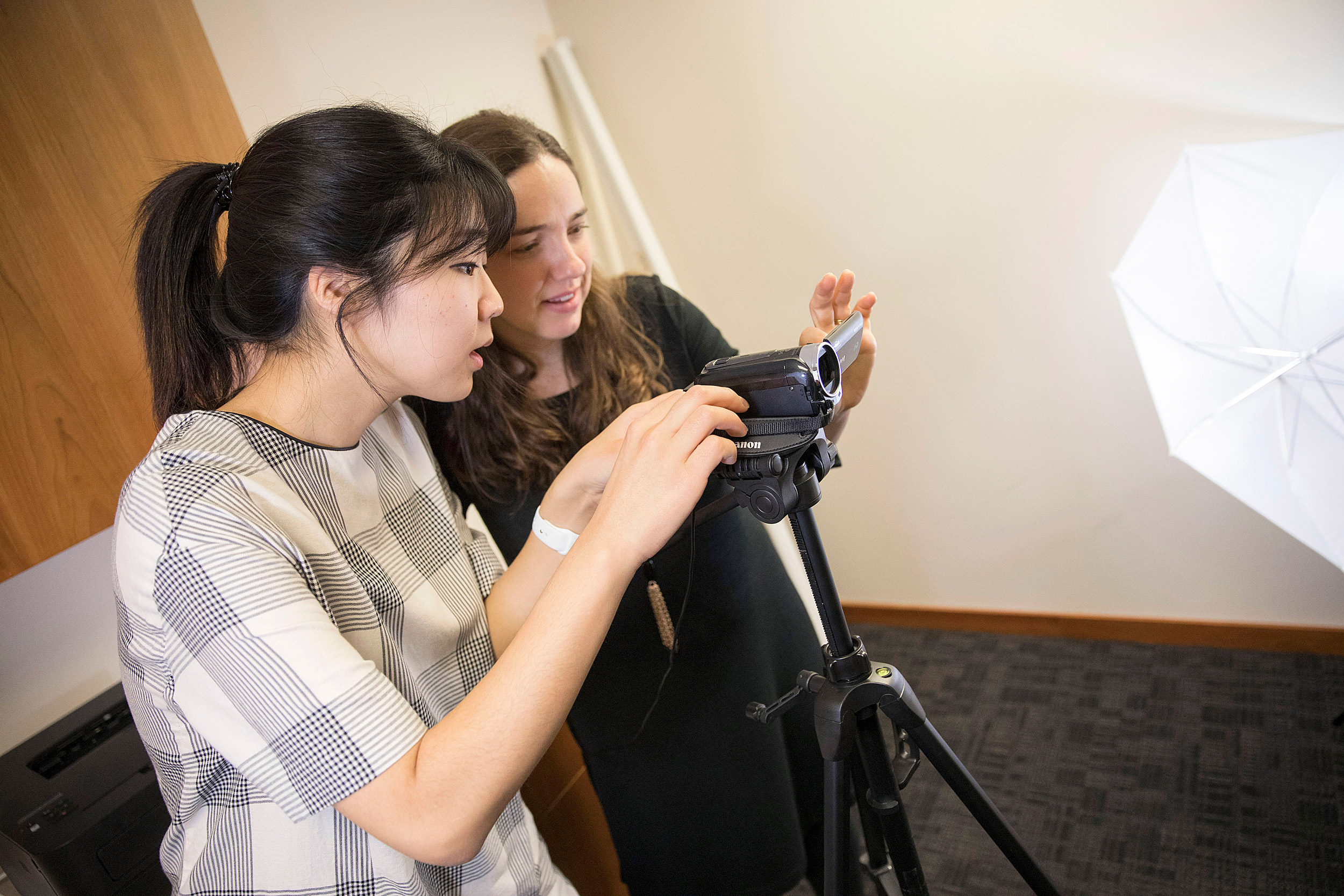 Linguistics lab applies scientific methods to studying how we ...