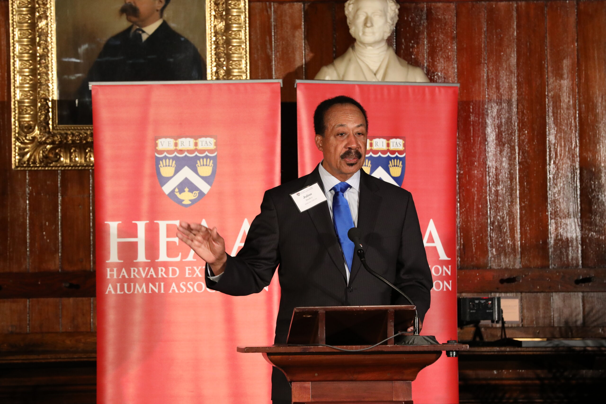 Dudley receives Extension School Award for Service — Harvard Gazette