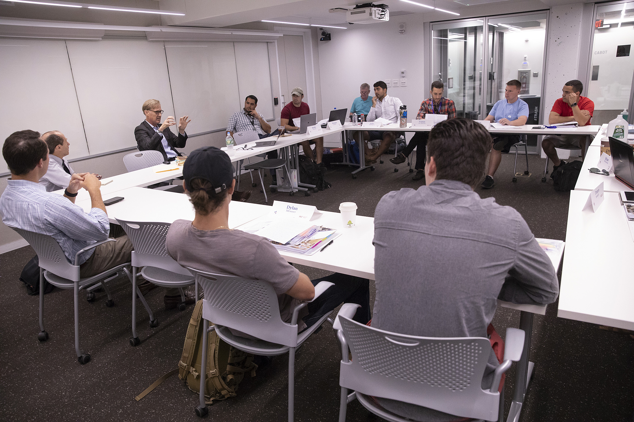 Two Harvard students join officers-in-training course — Harvard Gazette