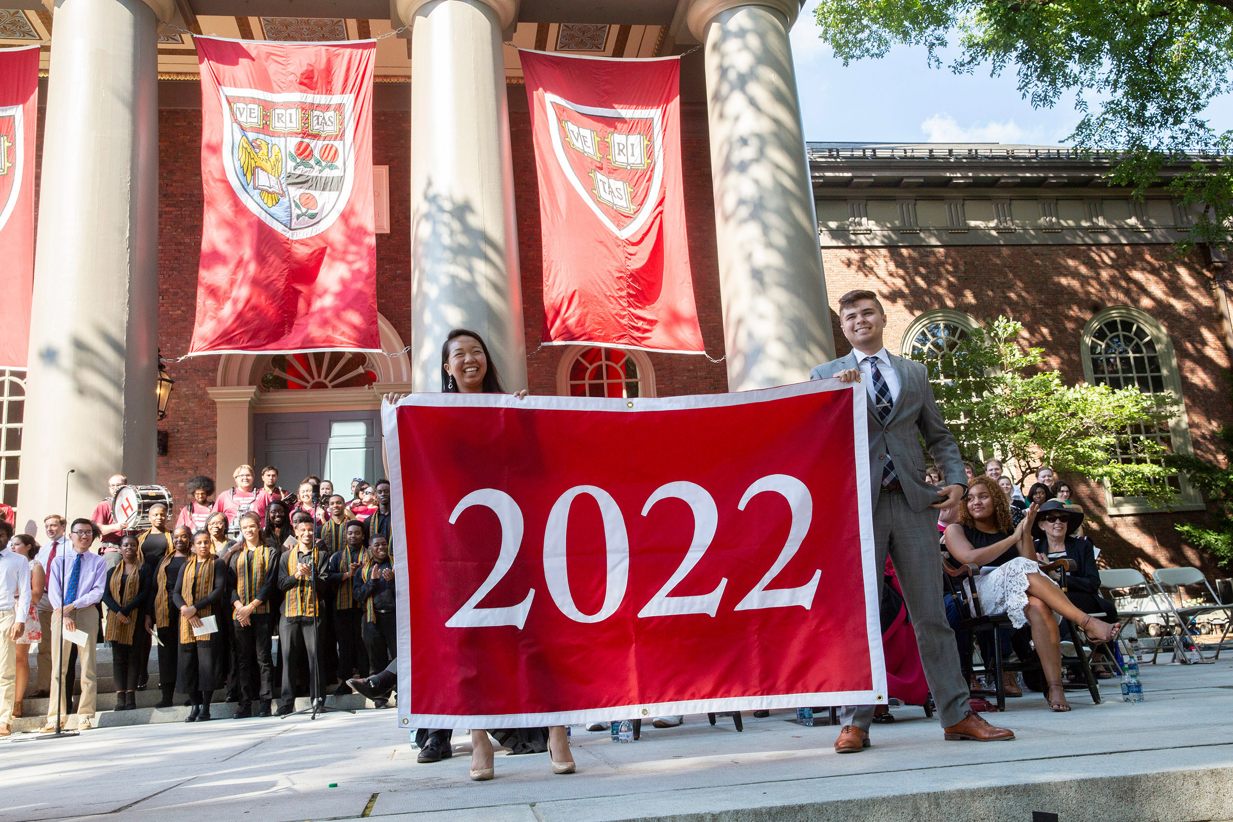 President Bacow welcomes first-year students at their convocation ...