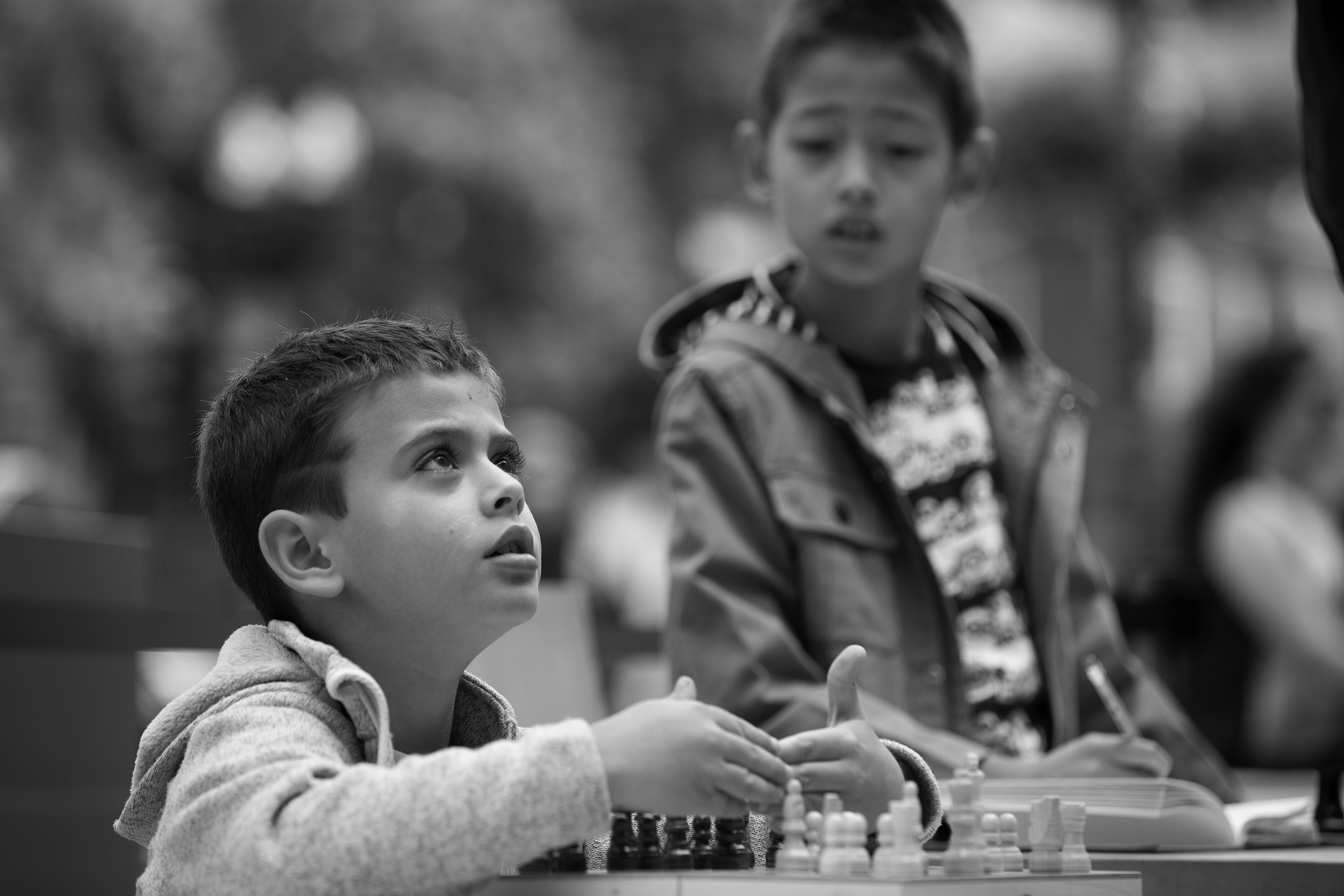 Scenes of deliberation, celebration during Harvard’s Community Chess ...