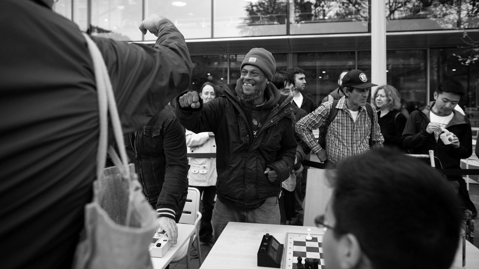 Scenes of deliberation, celebration during Harvard’s Community Chess ...