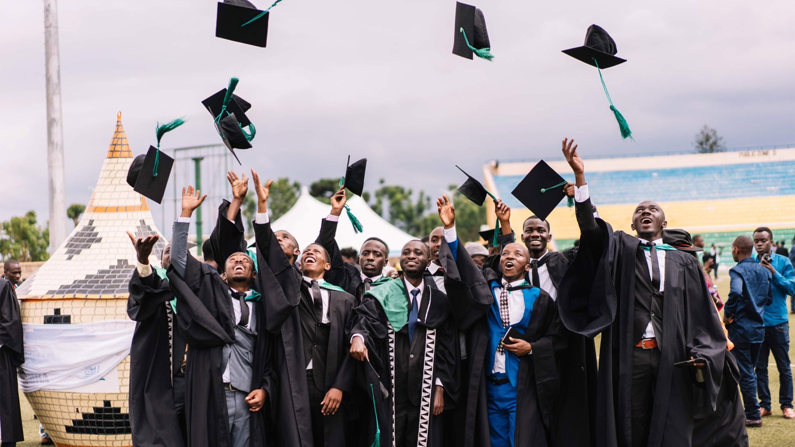 University of Rwanda graduates first class of dentists, thanks in part ...