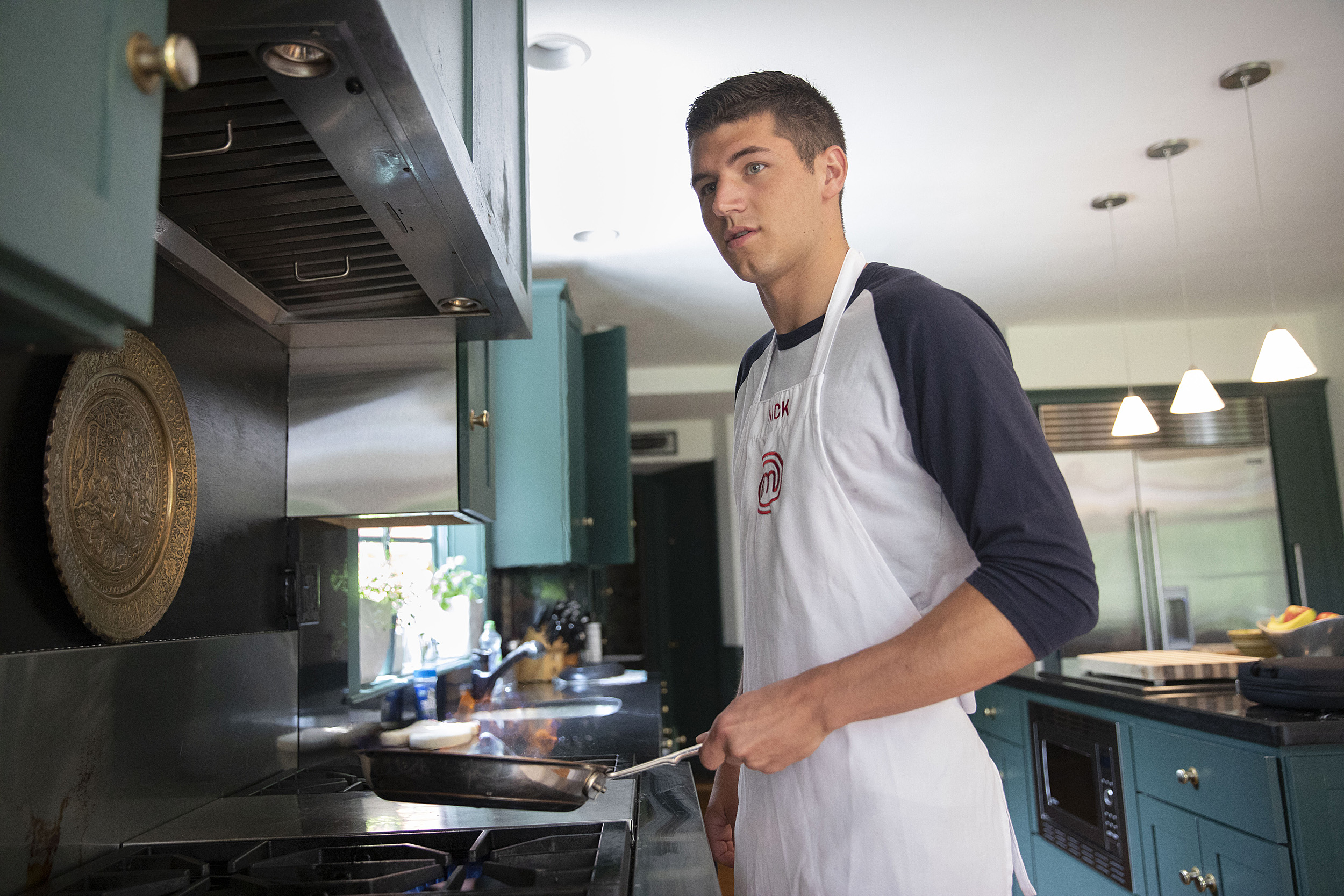 Harvard graduate Nick DiGiovanni competes on 'MasterChef' — Harvard Gazette
