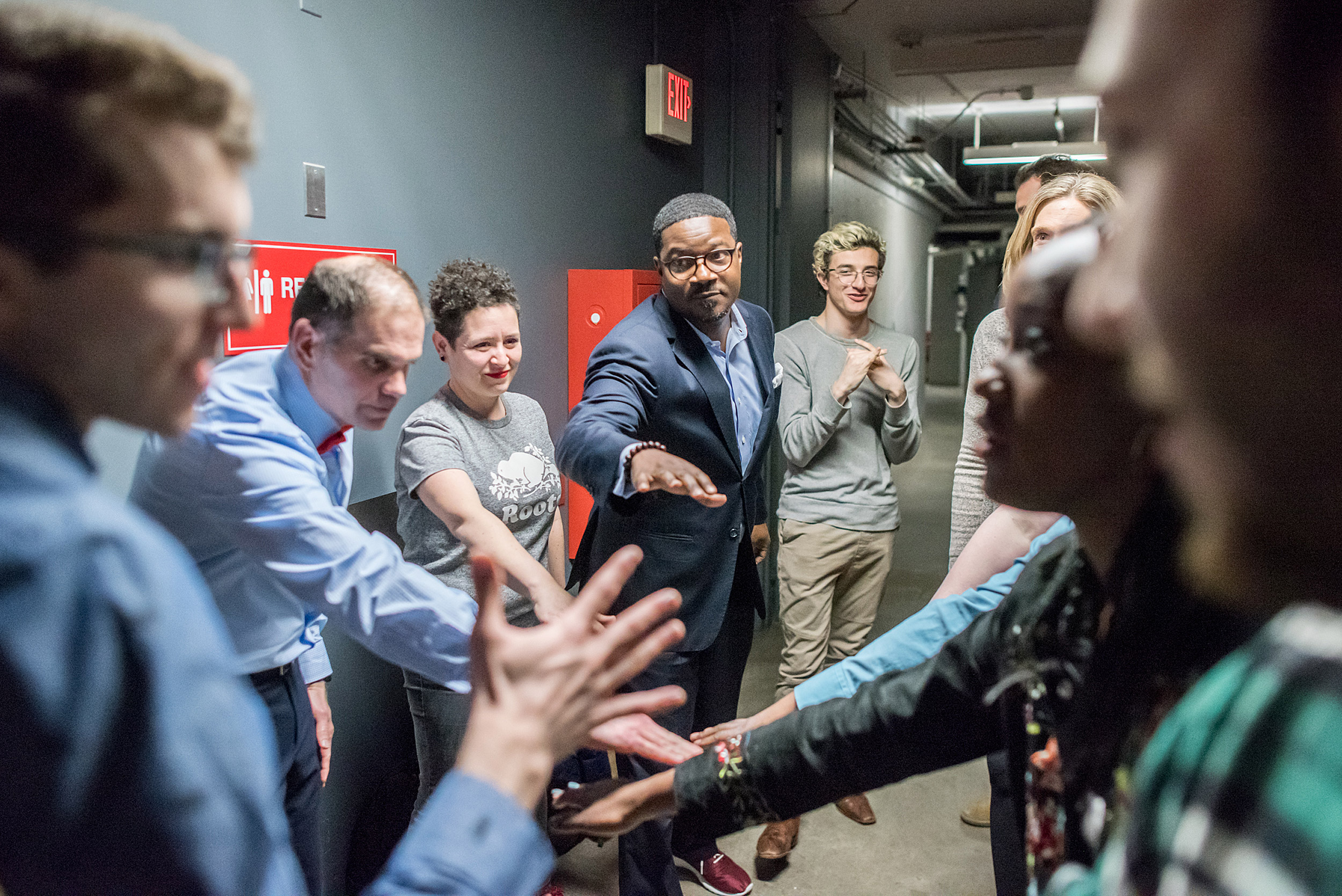 Harvard comedy troupe puts faculty and deans onstage — Harvard Gazette
