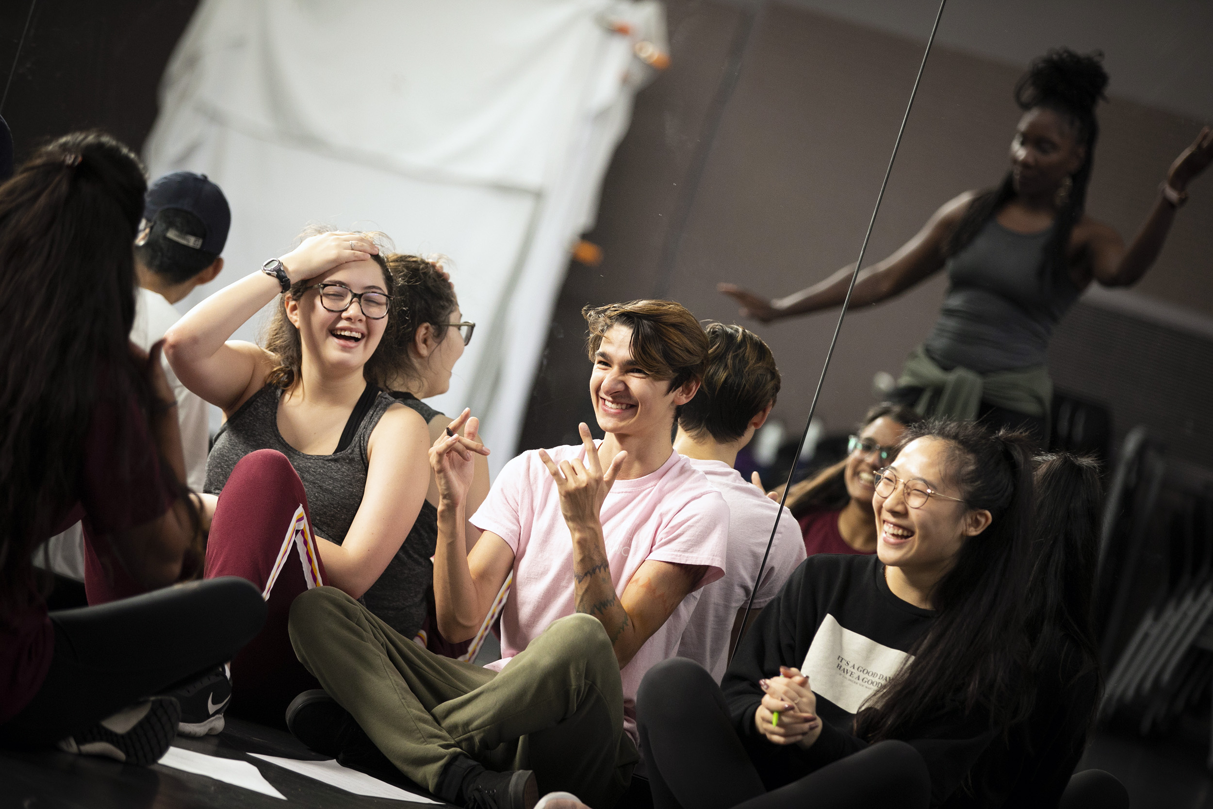 Hip-hop class combines dance with social and cultural history — Harvard ...