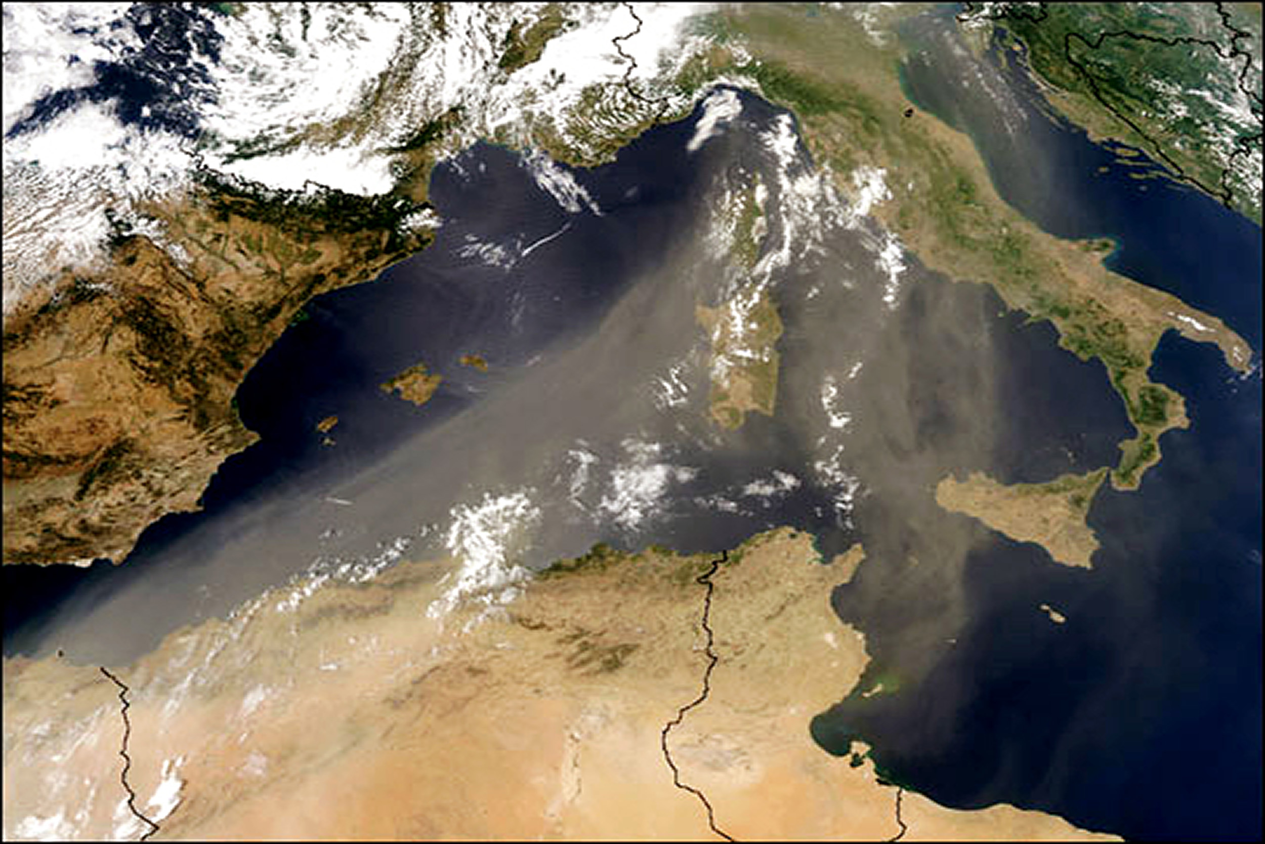 Climate change affects Saharan dust storms — Harvard Gazette