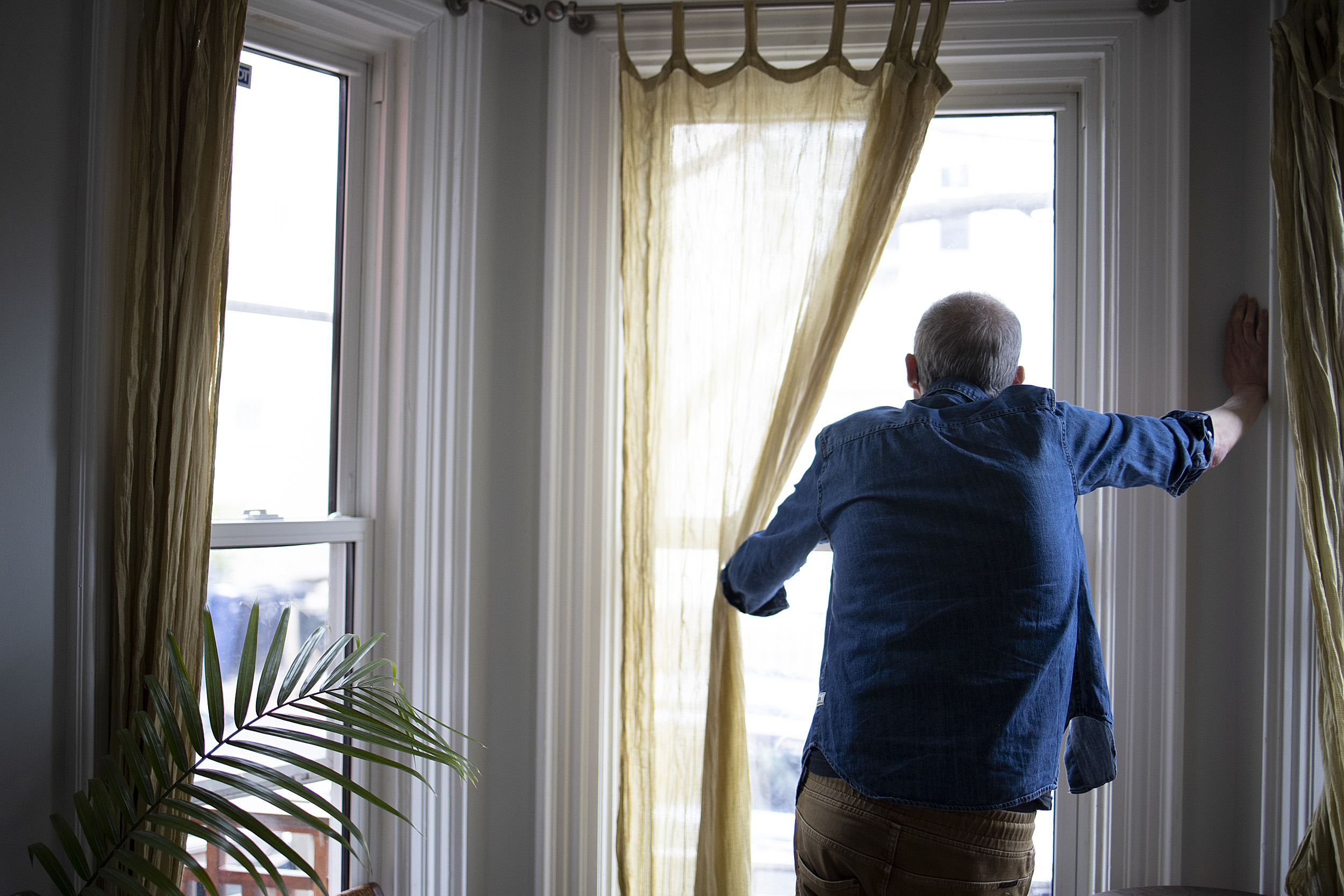 Young adults hardest hit by loneliness during pandemic, study finds ...