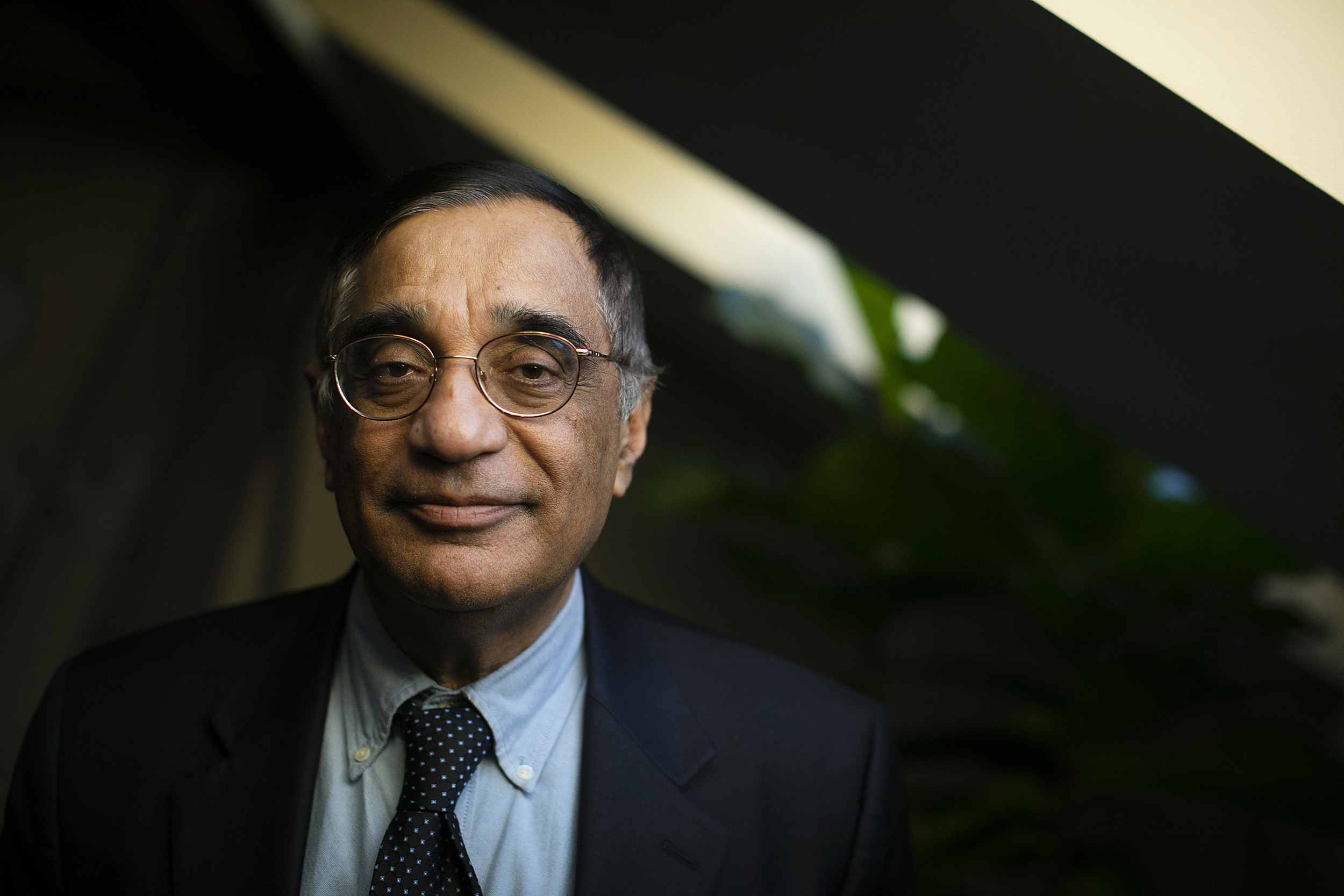 Focal Point: Harvard Professor Avi Loeb wants more scientists to think ...