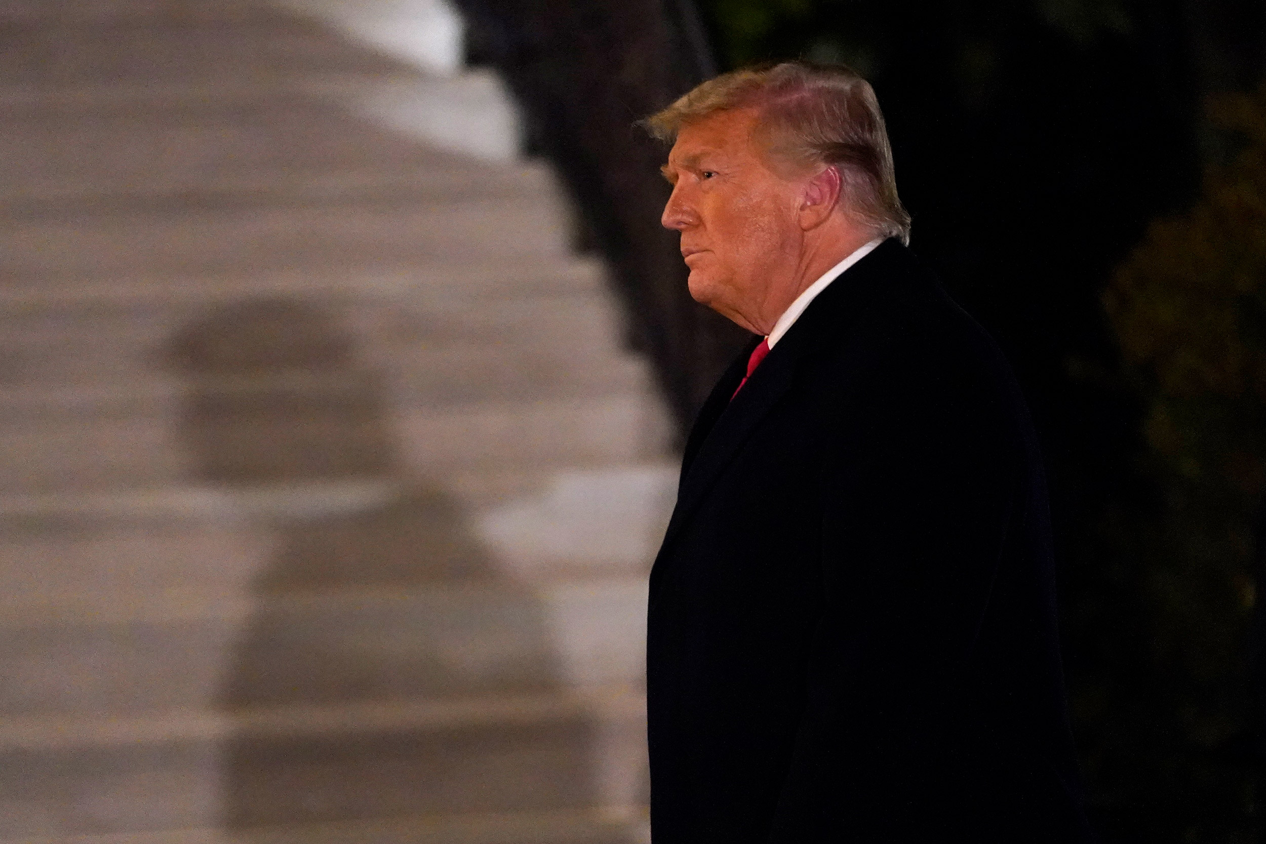Who participates in extreme politics and why do they? — Harvard Gazette