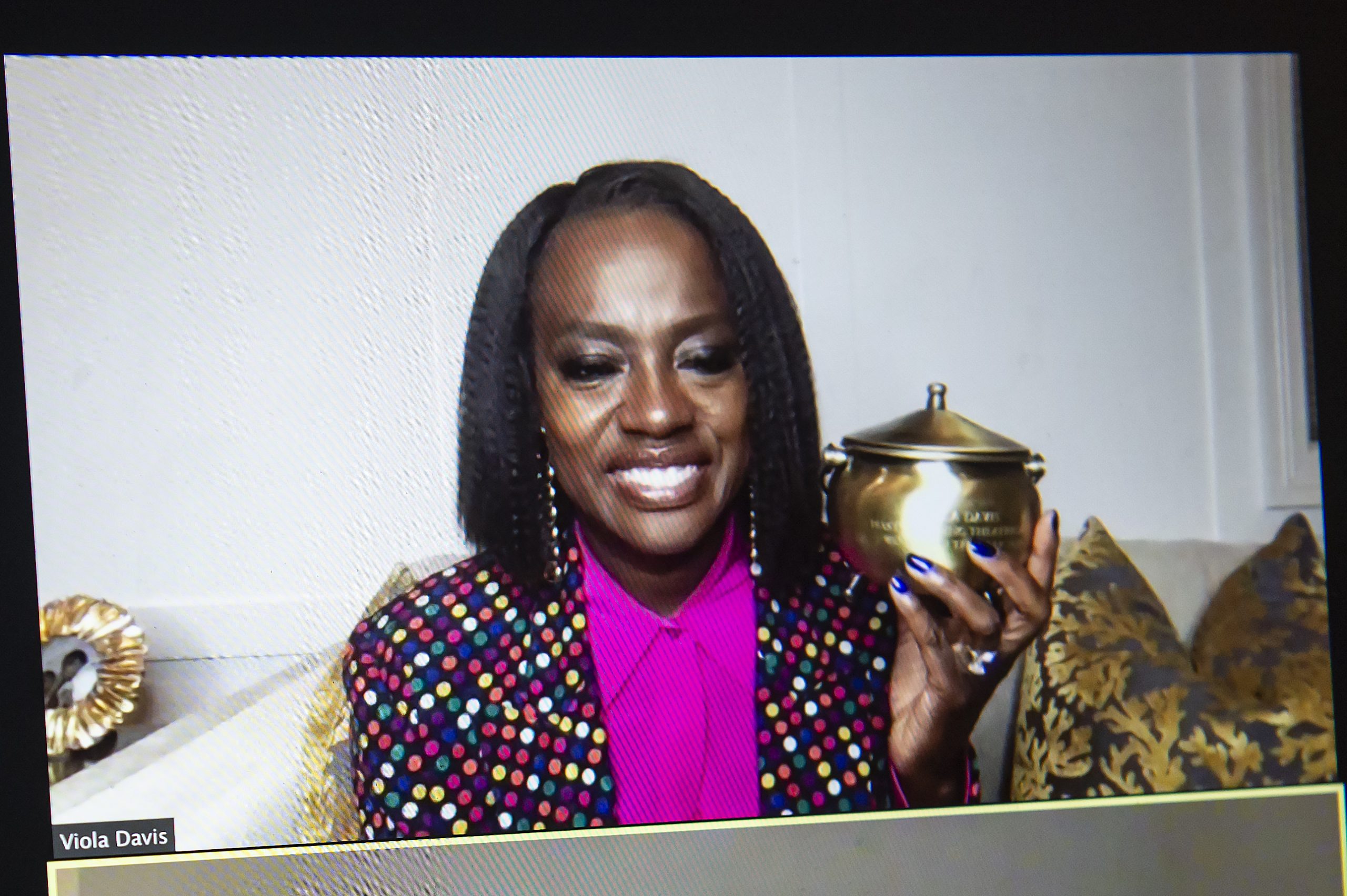 Hasty Pudding presents 2022 Man and Woman of the Year — Harvard Gazette