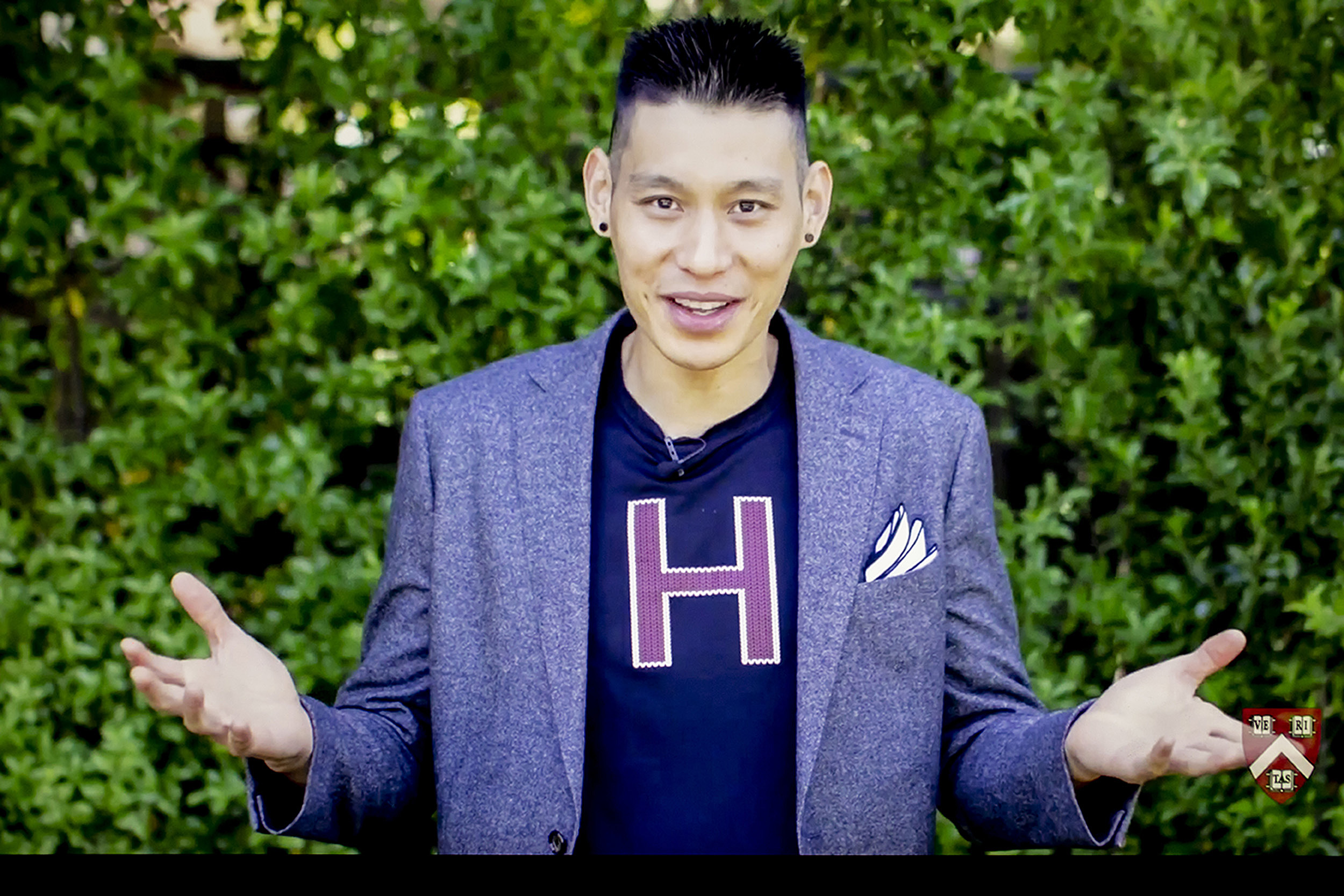 Basketball star Jeremy Lin gets candid — Harvard Gazette