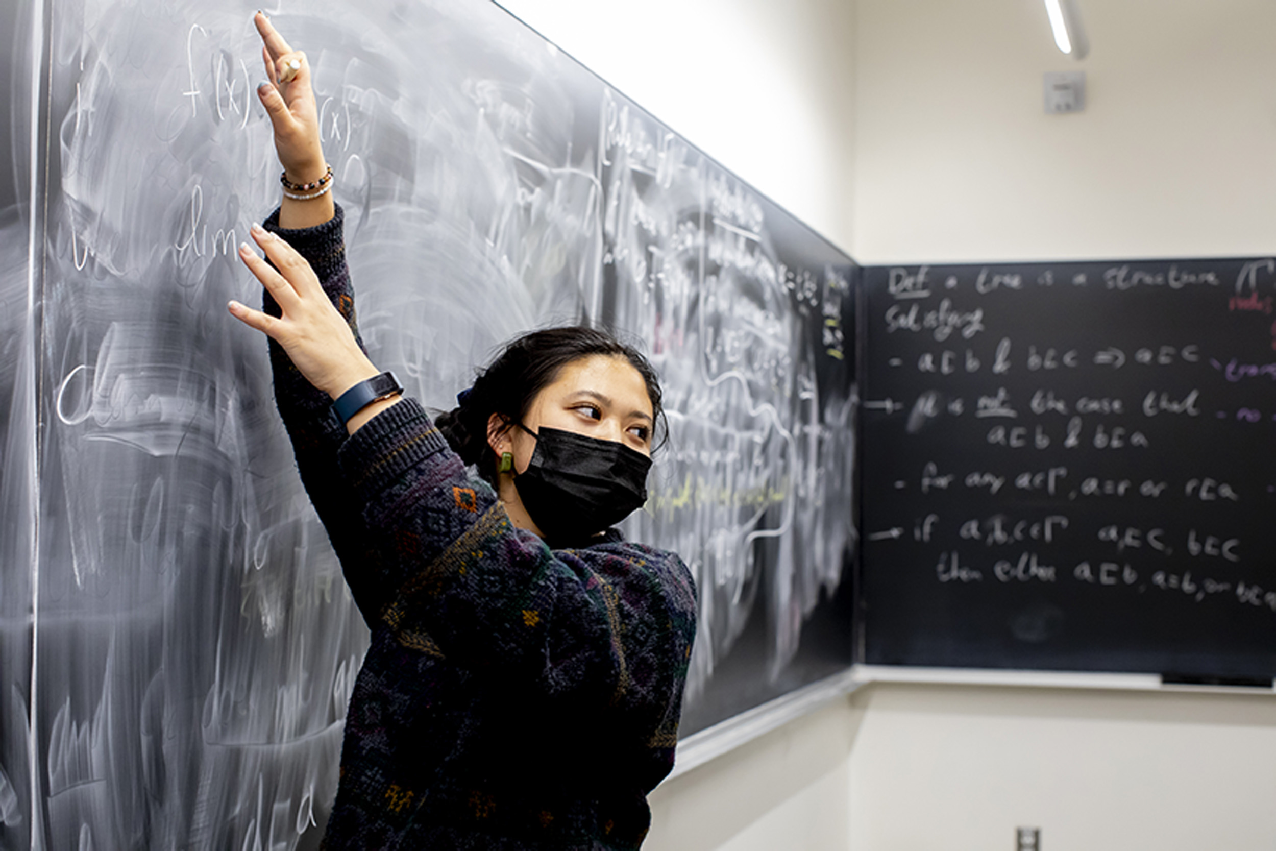Harvard Math Question Center brings students together — Harvard Gazette