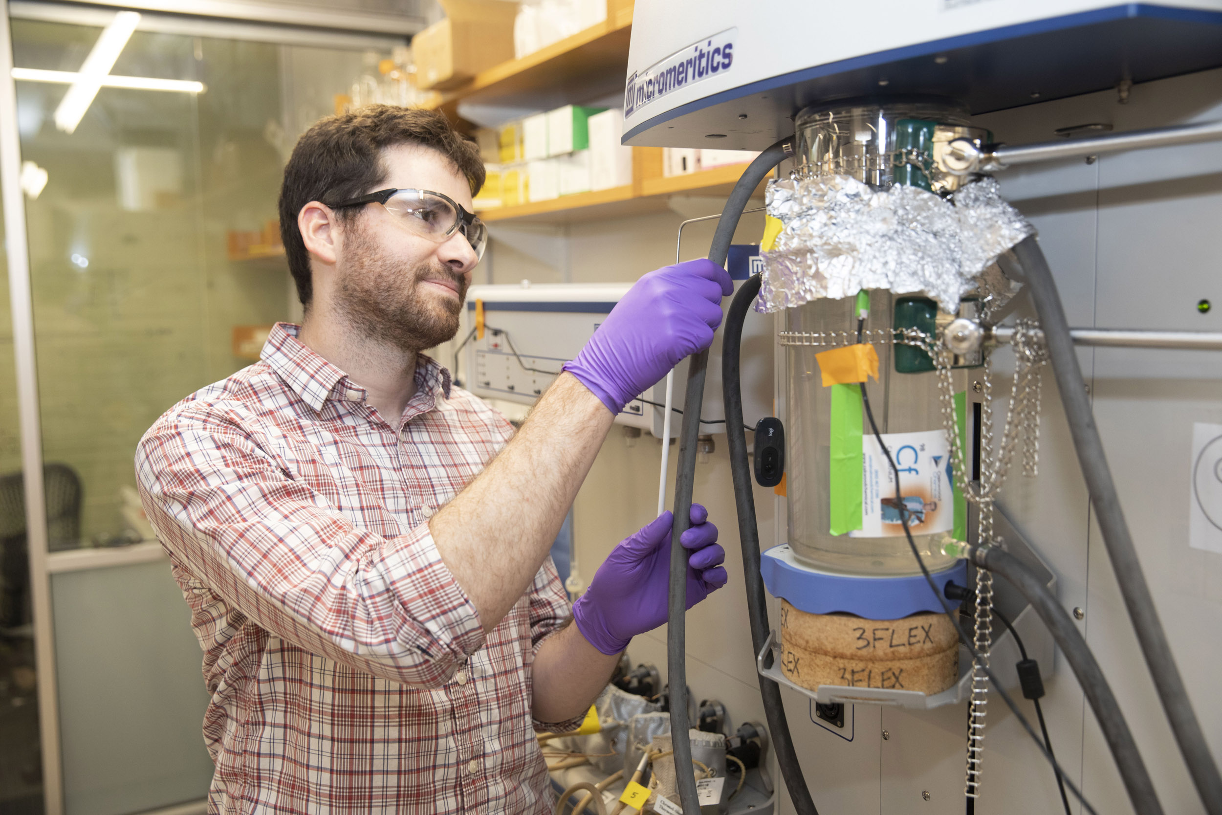 Jarad Mason named Moore Inventor Fellow — Harvard Gazette