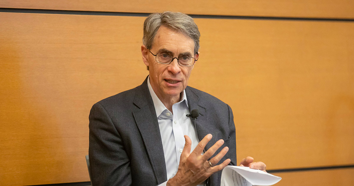 Former Human Rights Watch chief speaks at Law School — Harvard Gazette