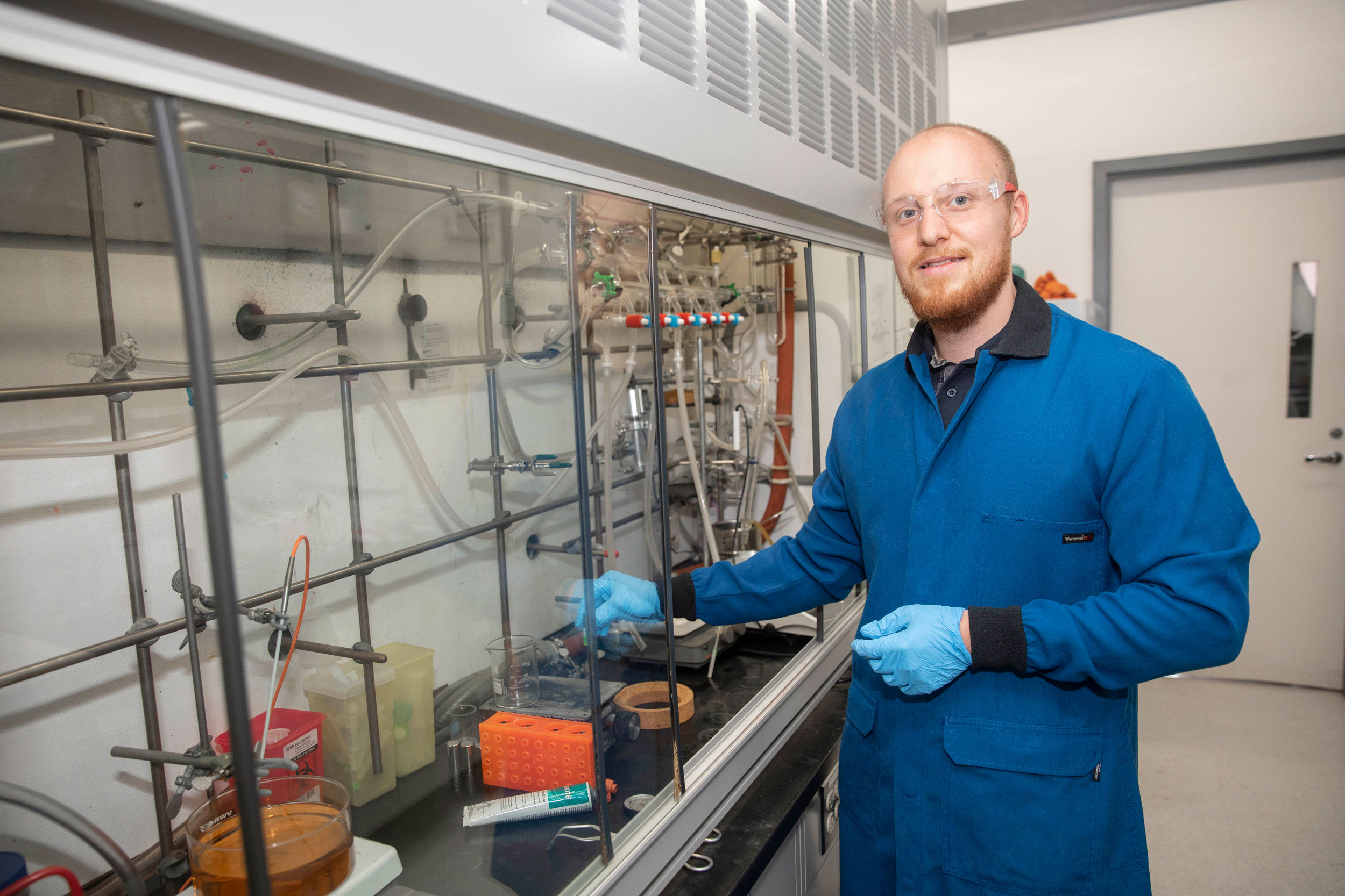 Researchers use light to make spins more efficient, easier to ...