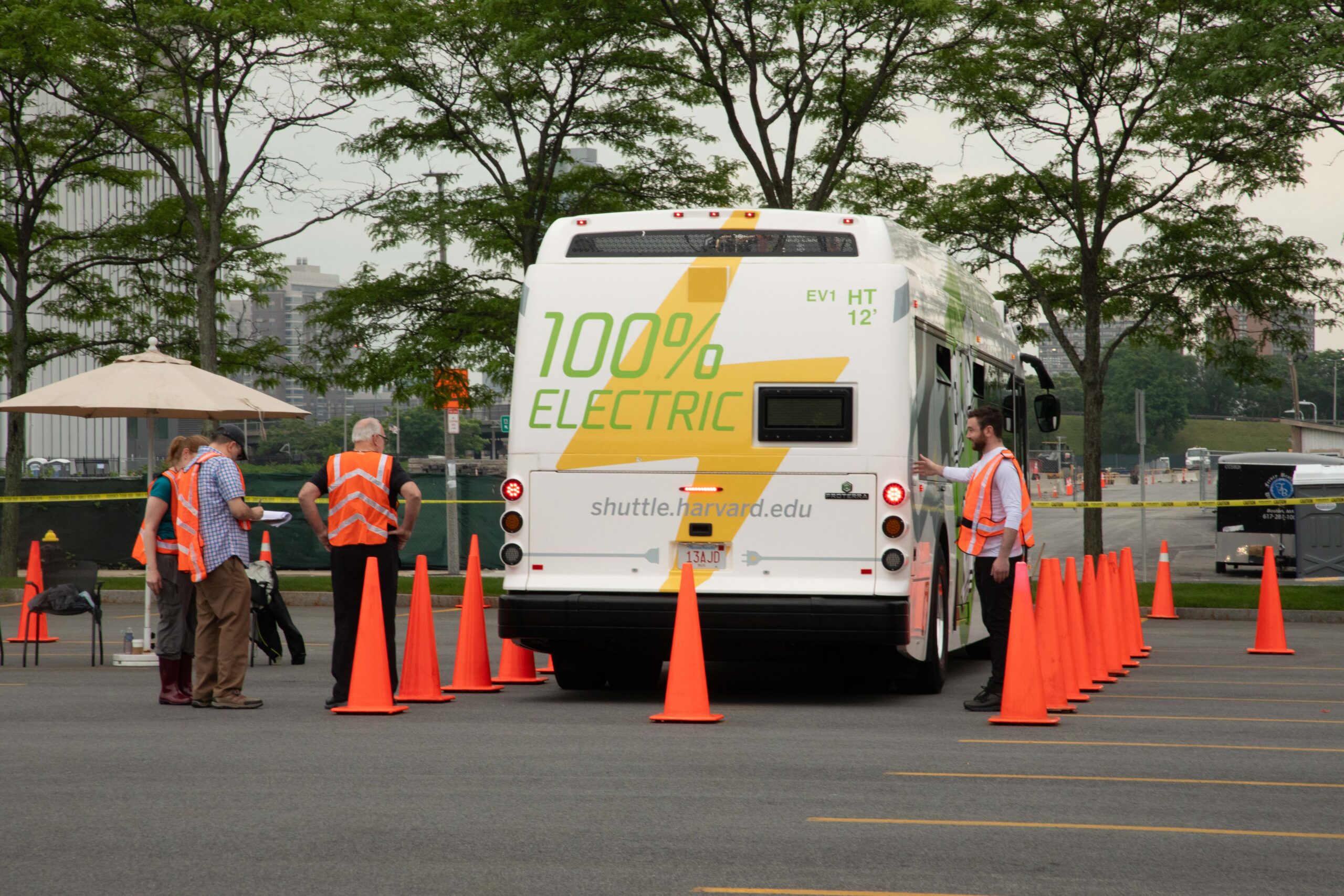 Harvard hosts 100% electric bus Road'eo — Harvard Gazette