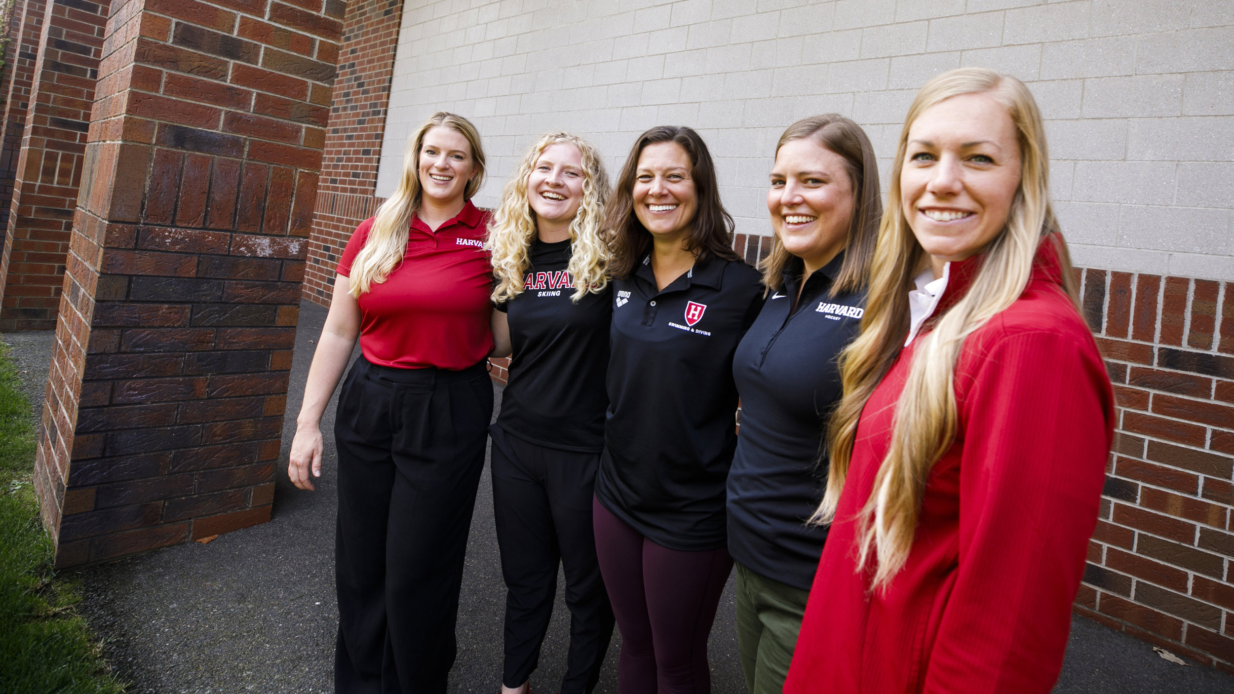 Harvard runner Graham Blanks surges past competition — Harvard Gazette