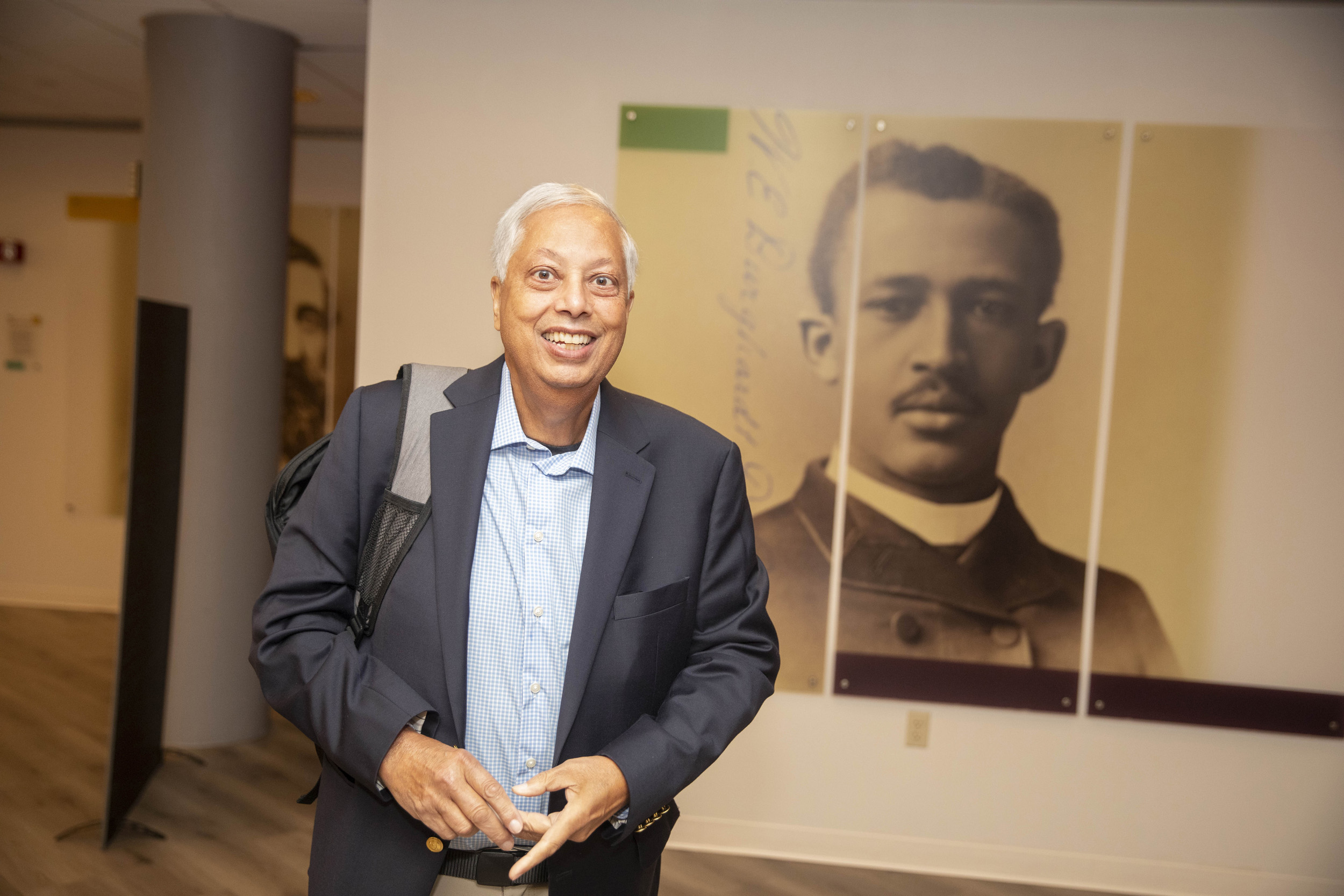 Harvard's first Black yearbook editor donates images to Archives ...