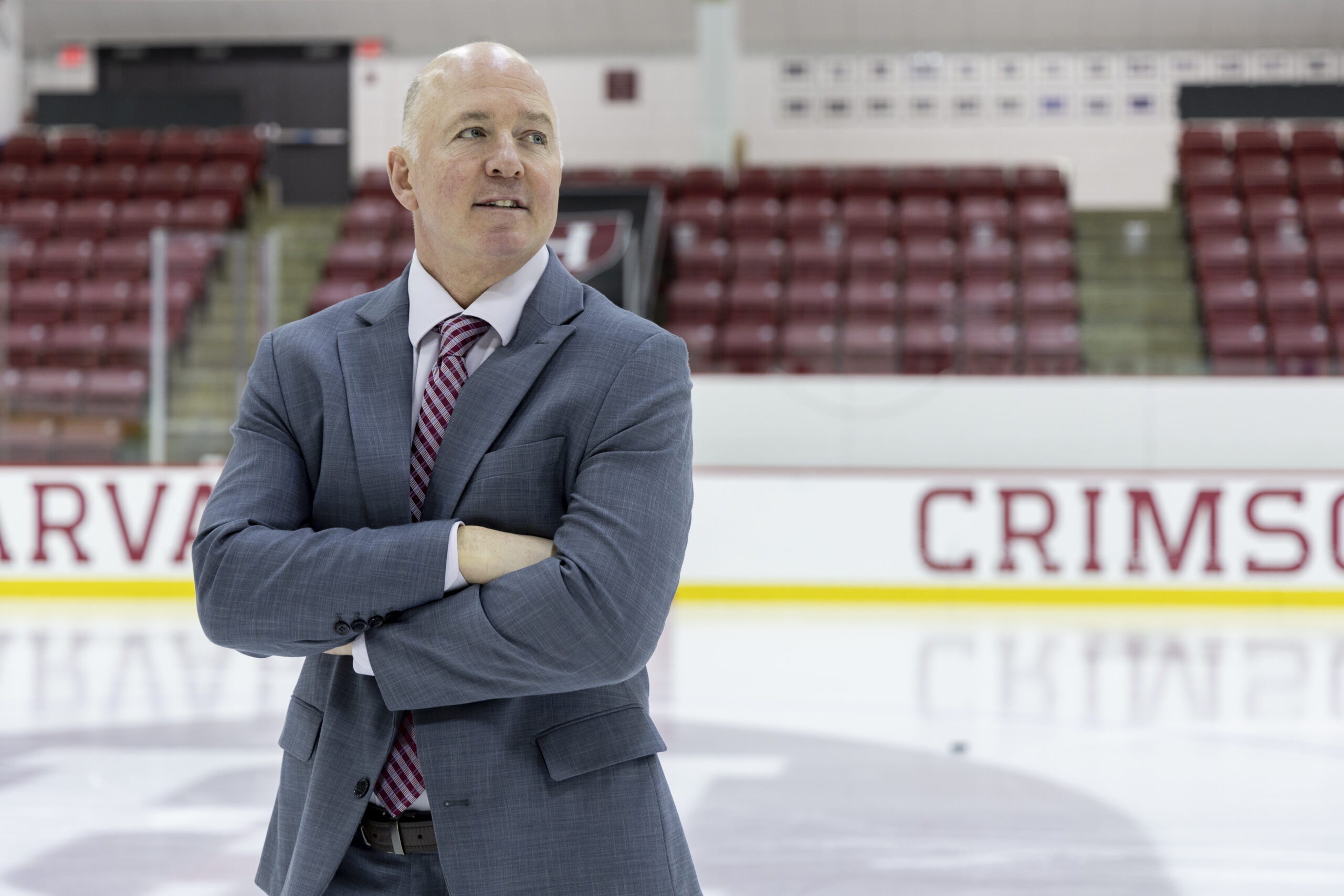 Ted Donato notches 300th win as Harvard hockey coach — Harvard Gazette