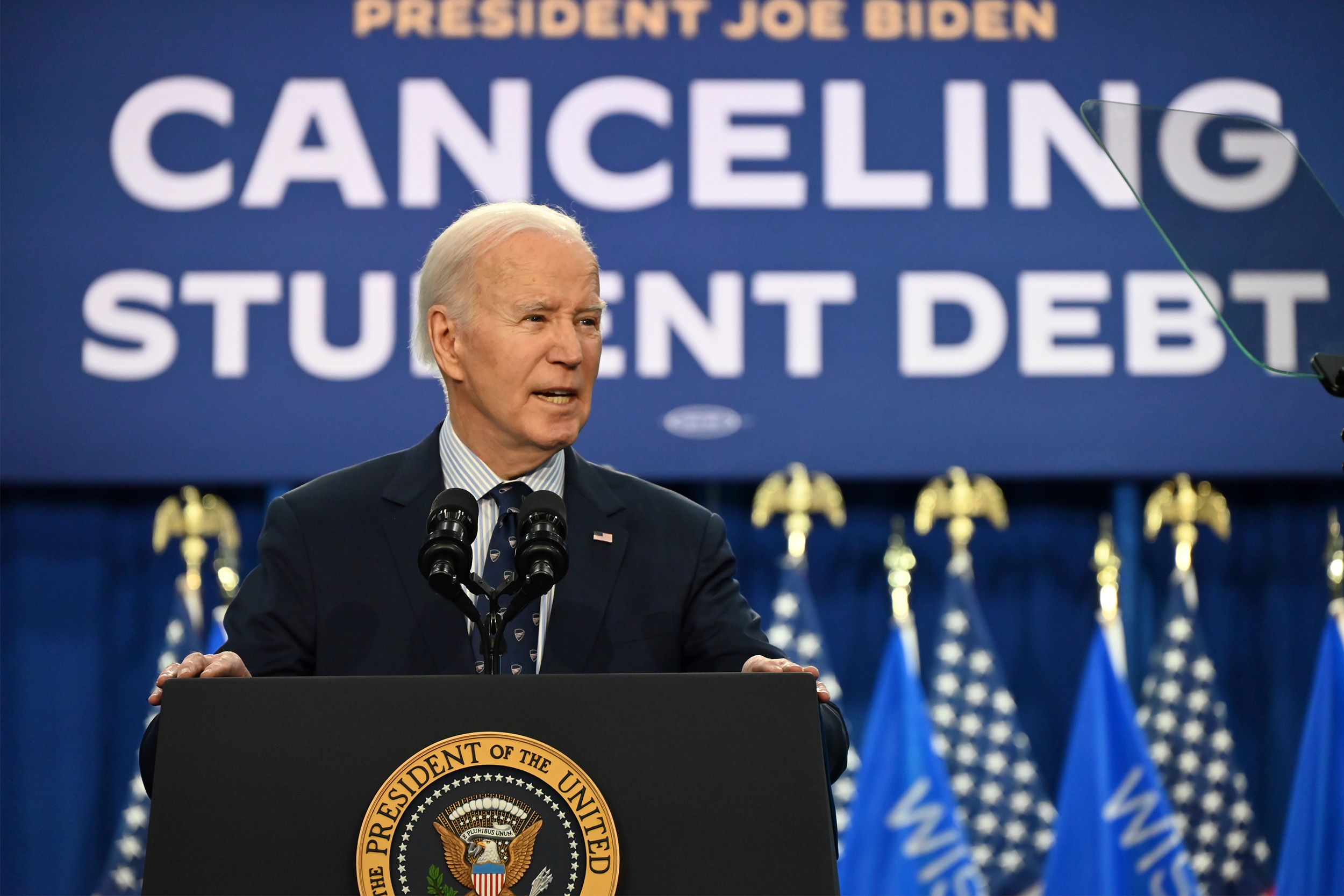 Younger votes still lean toward Biden — but it’s complicated — Harvard ...