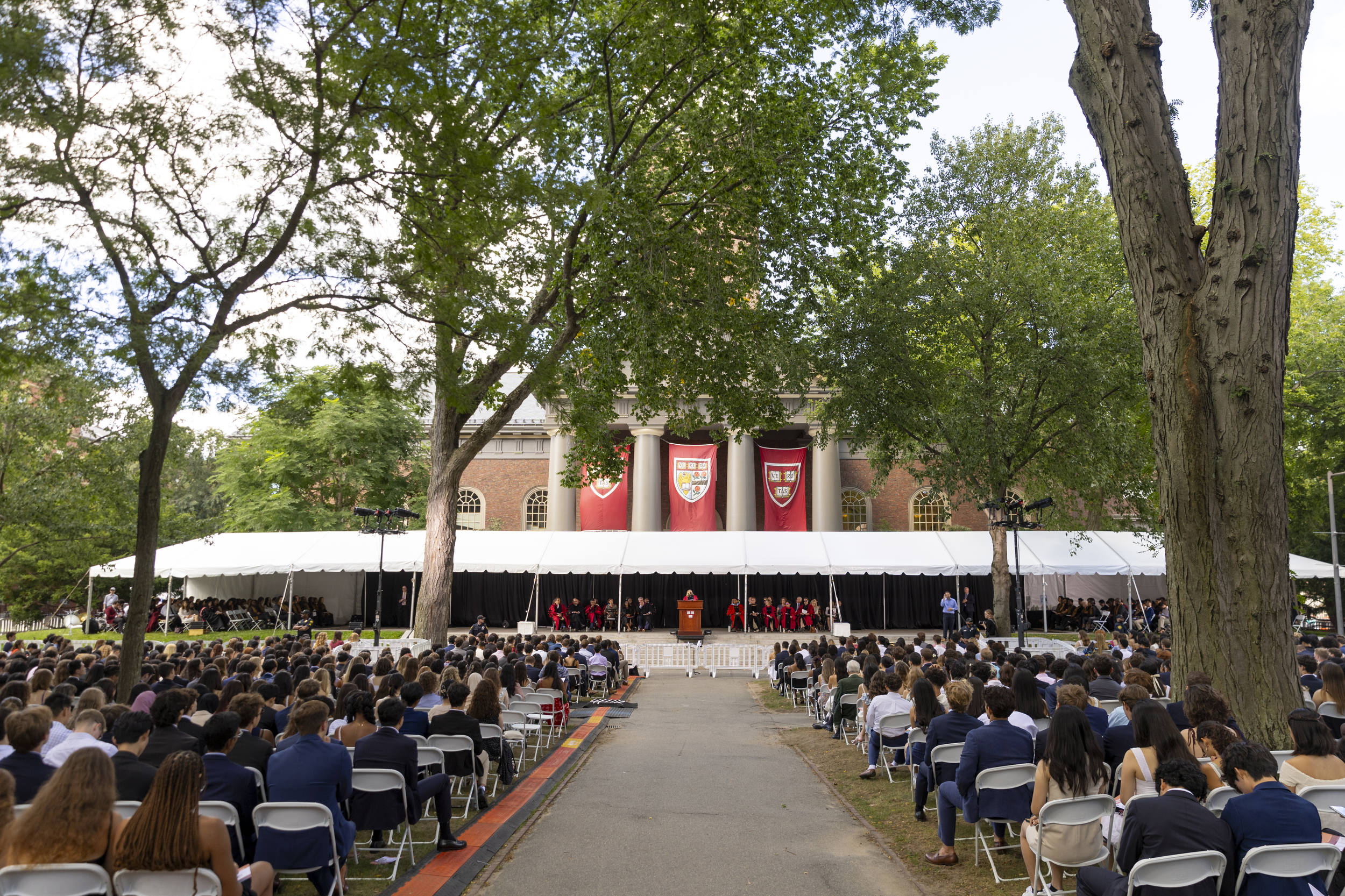 Harvard president welcomes Class of 2028 at Convocation — Harvard Gazette