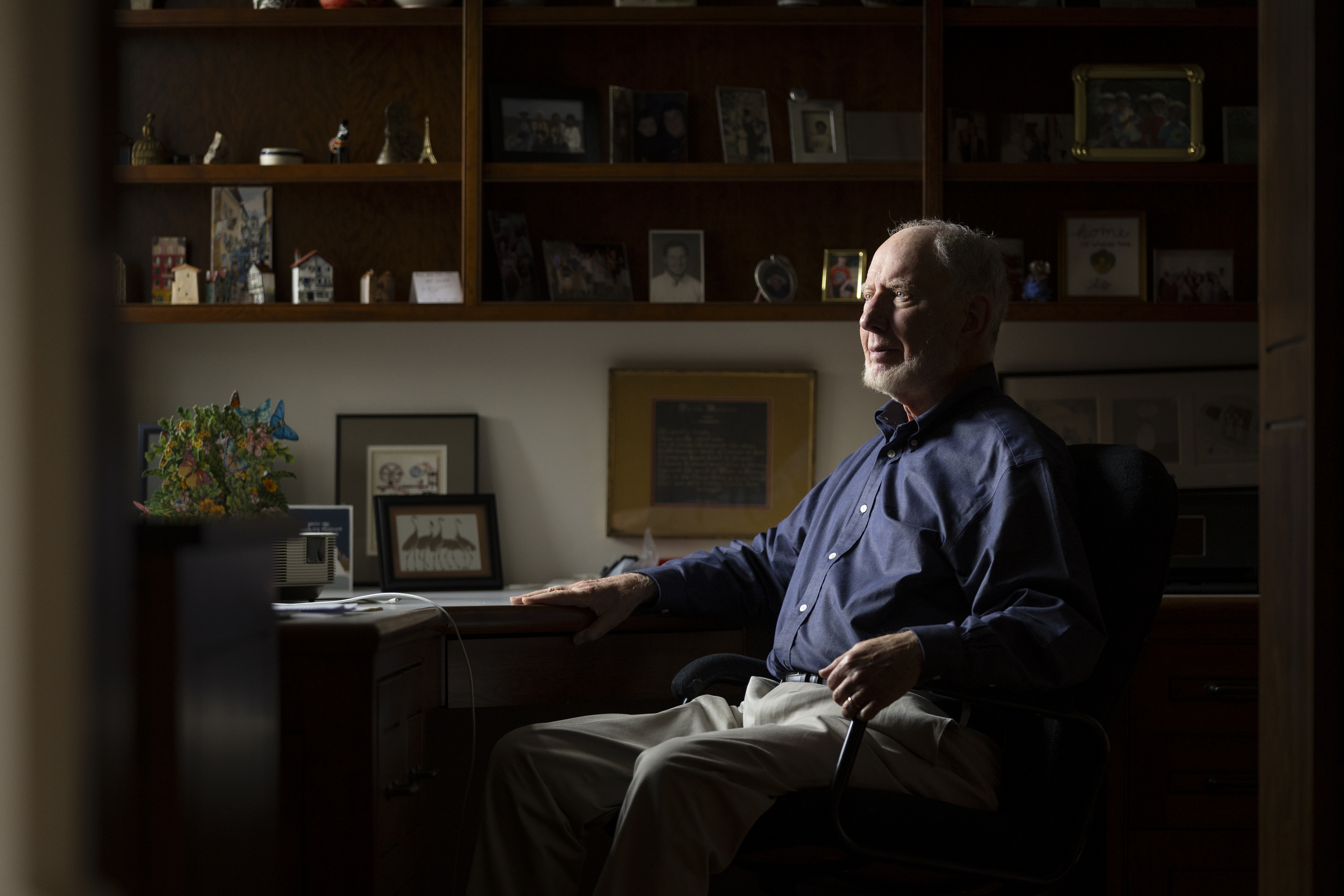 Robert Putnam wants us to stop bowling alone — Harvard Gazette