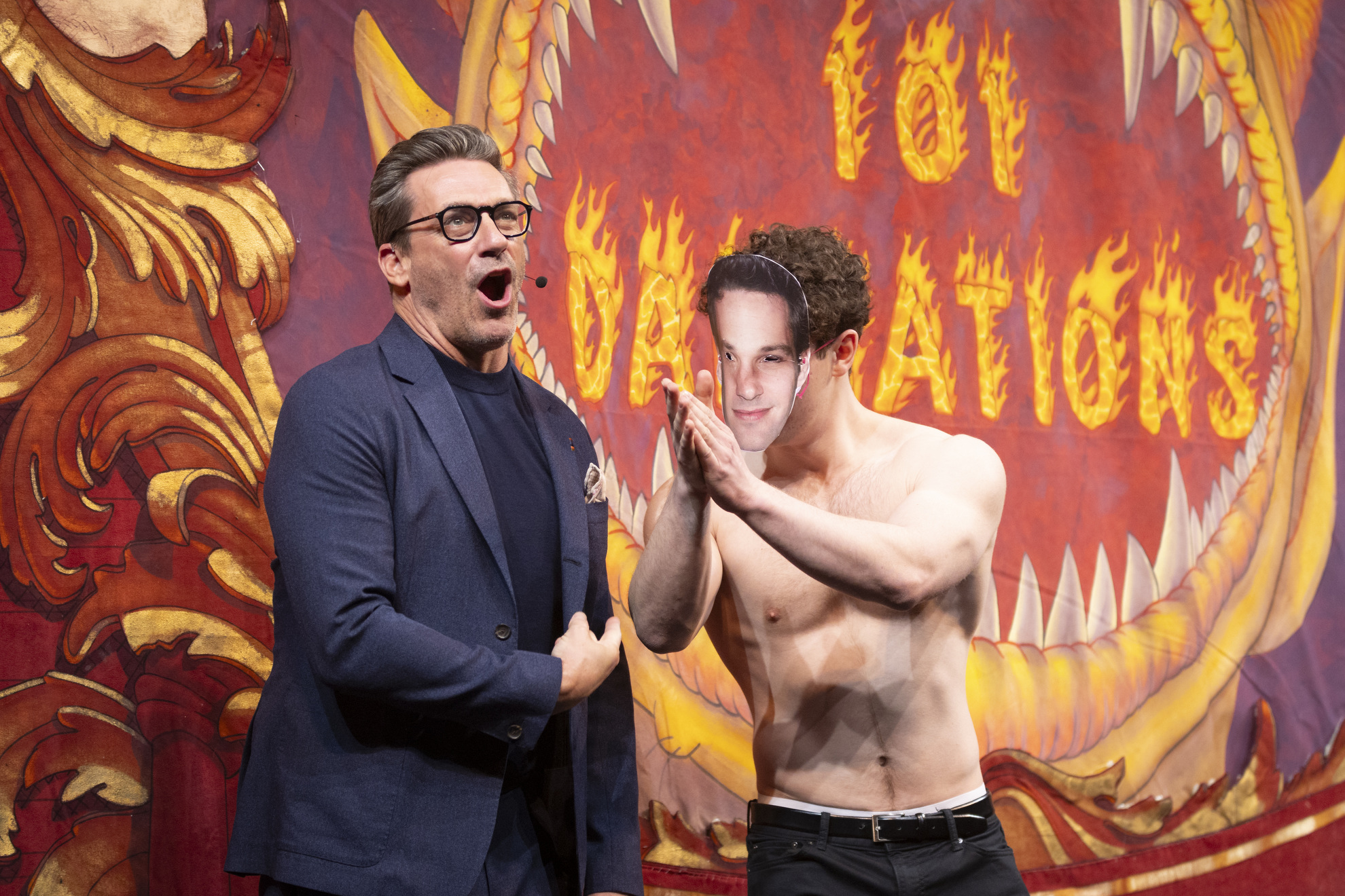 Jon Hamm celebrated as Hasty Pudding’s Man of the Year — Harvard Gazette