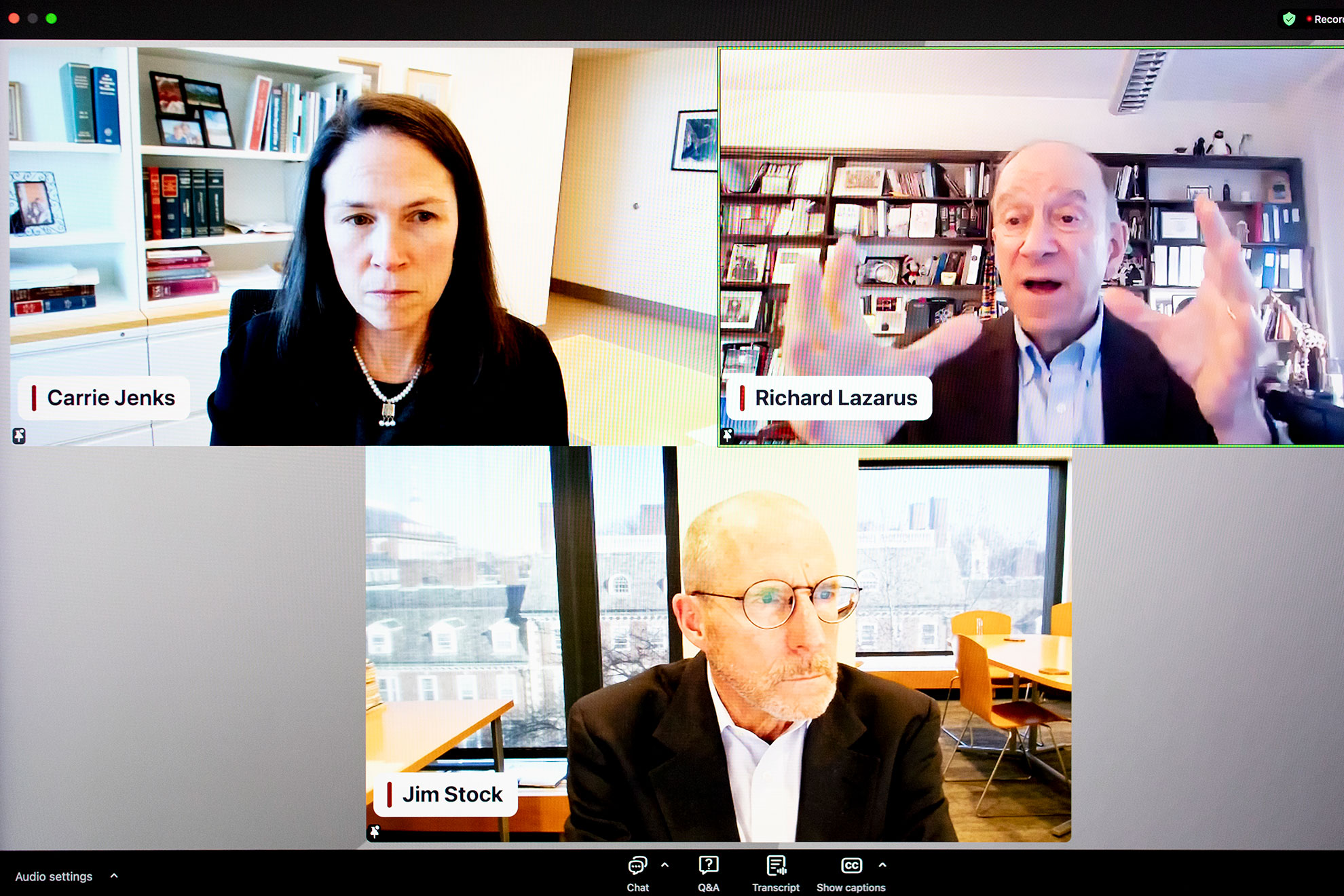 Why single-parent homes affect children differently — Harvard Gazette