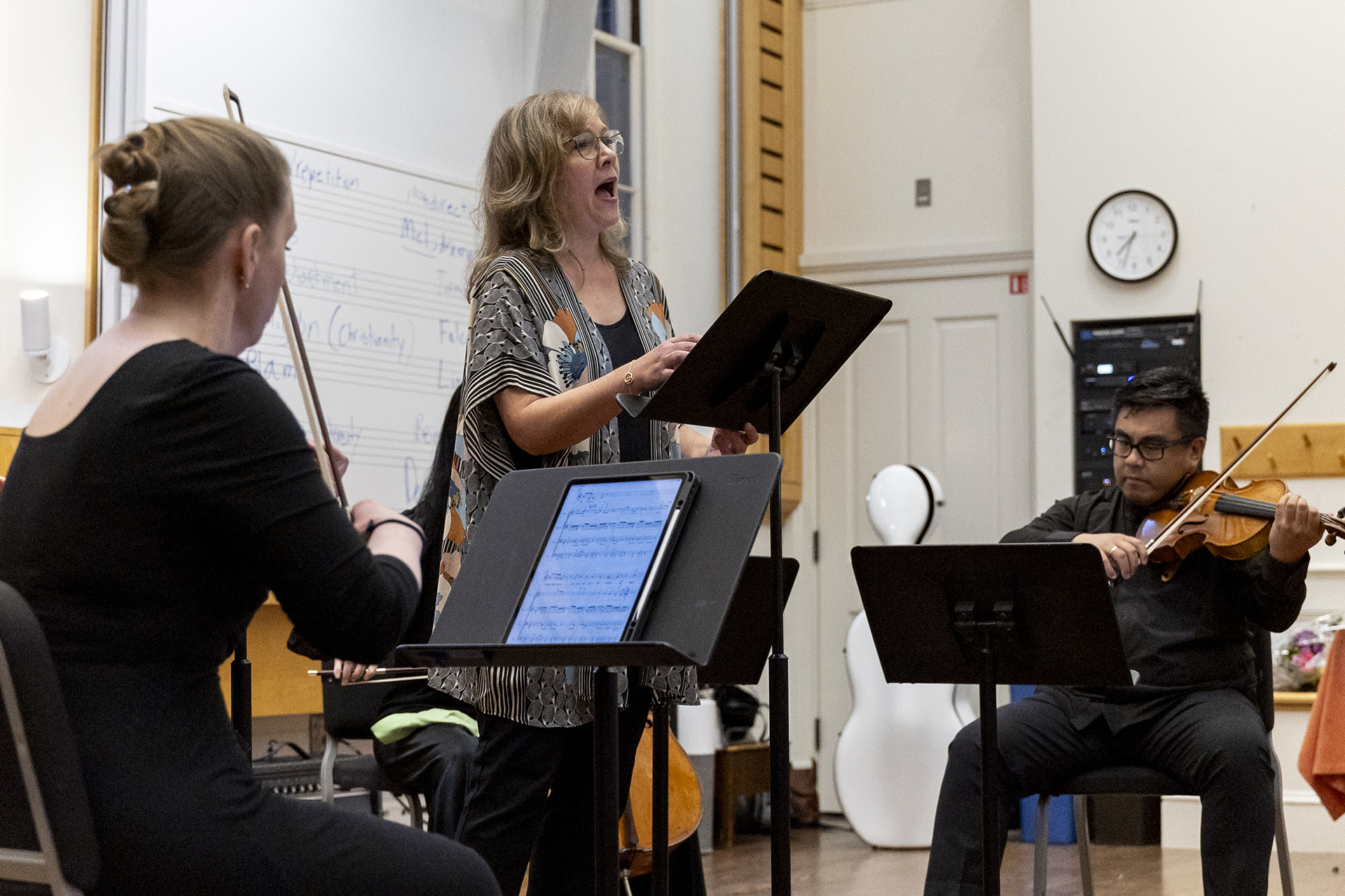 Inside Harvard’s Taylor Swift class — Harvard Gazette