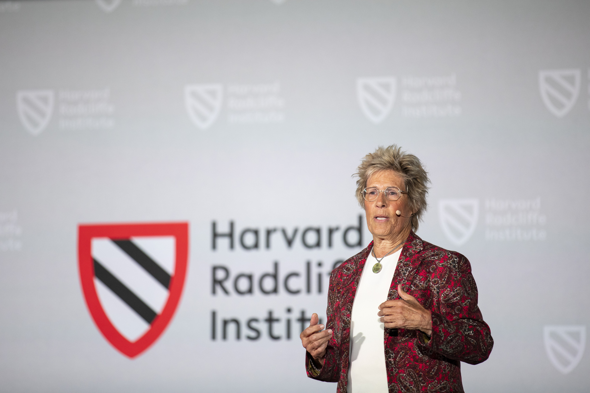 When Jodie Foster found out acting wasn’t a dumb job — Harvard Gazette