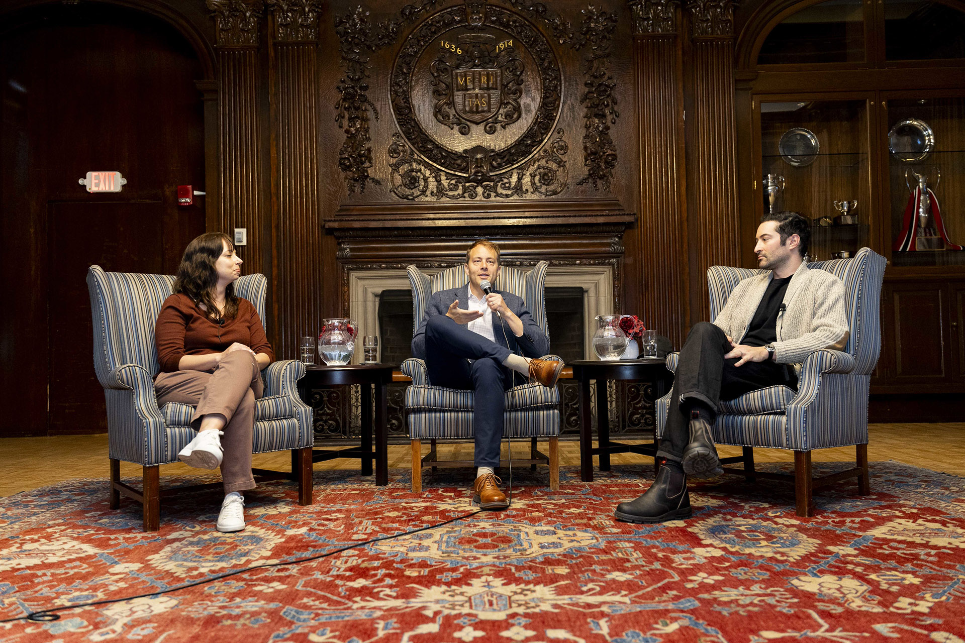 So what exactly makes Taylor Swift so great? — Harvard Gazette