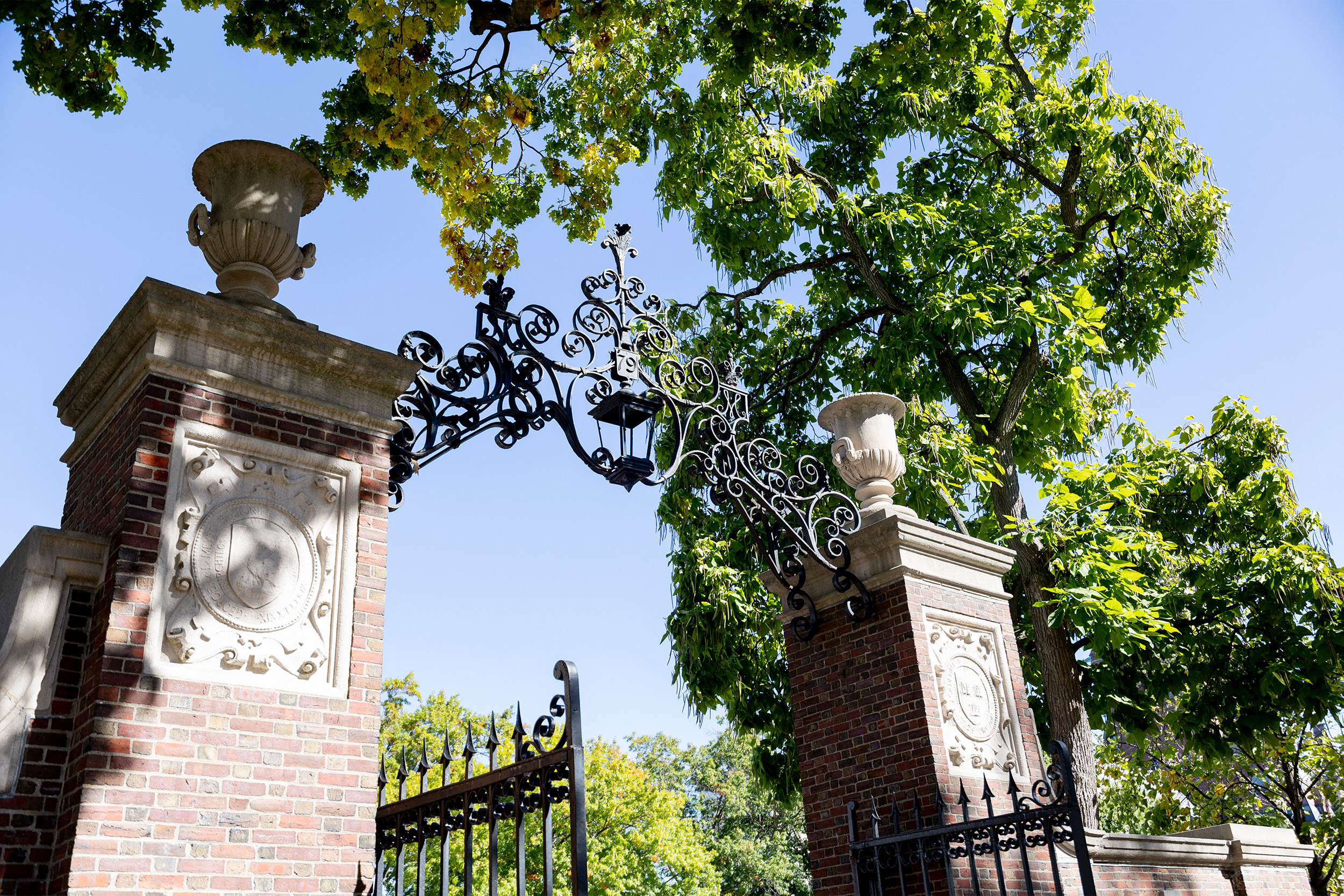 Amartya K. Sen Wins 1998 Nobel Prize in Economics — Harvard Gazette