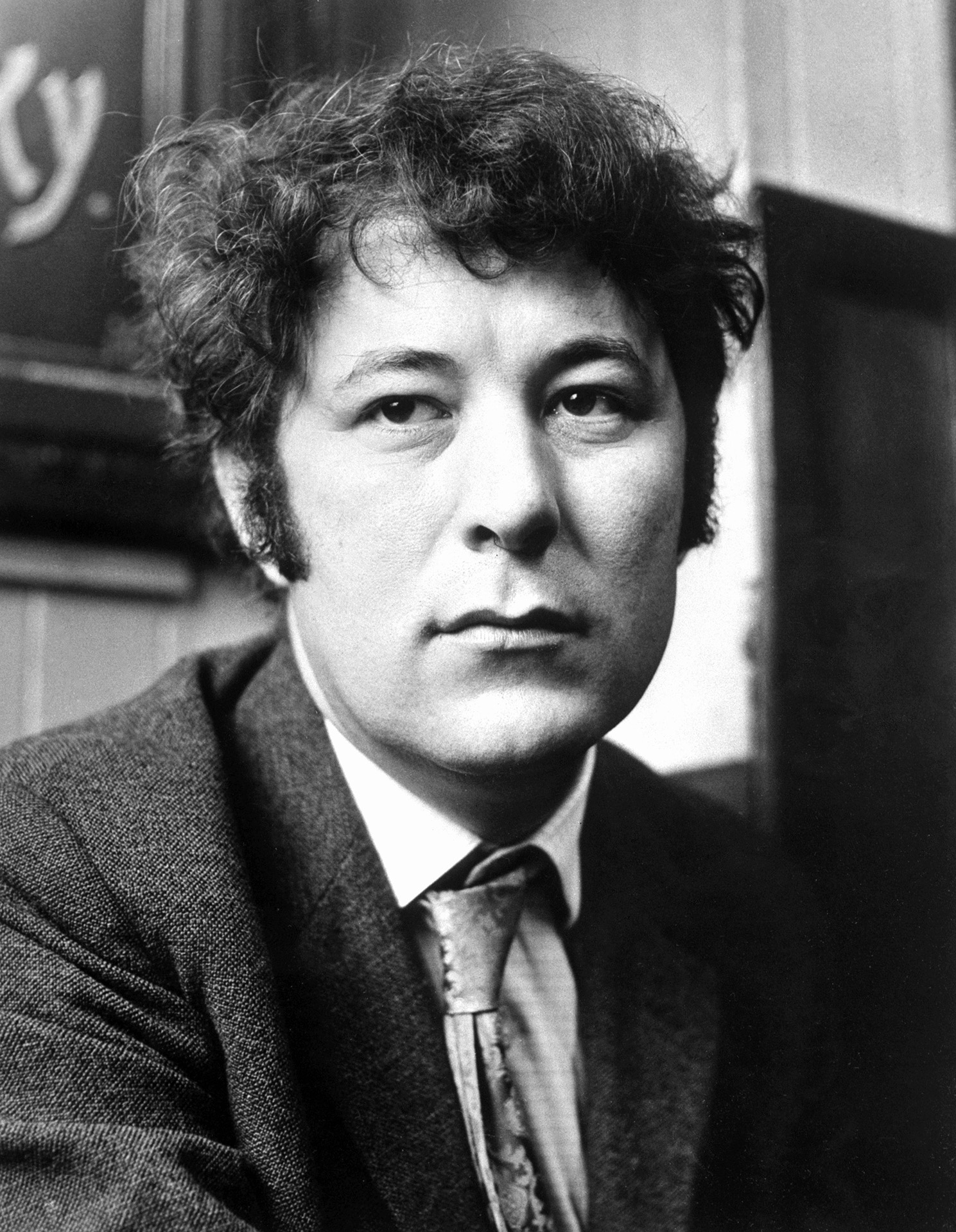 Seamus Heaney’s long migration — Harvard Gazette